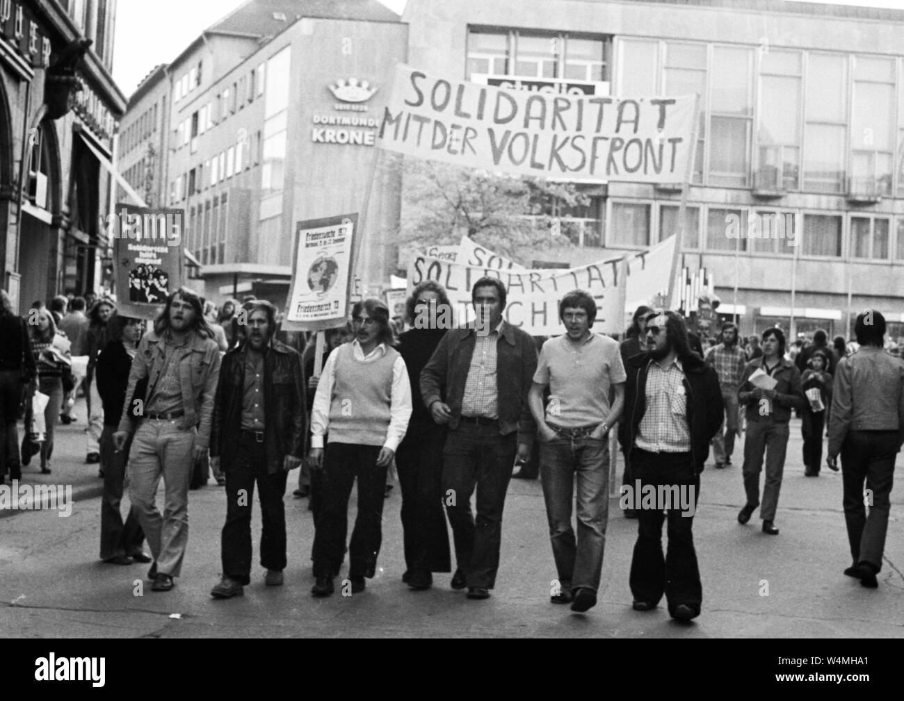 Mostly young people demonstrate on 12 September 1973 in Dortmund ...