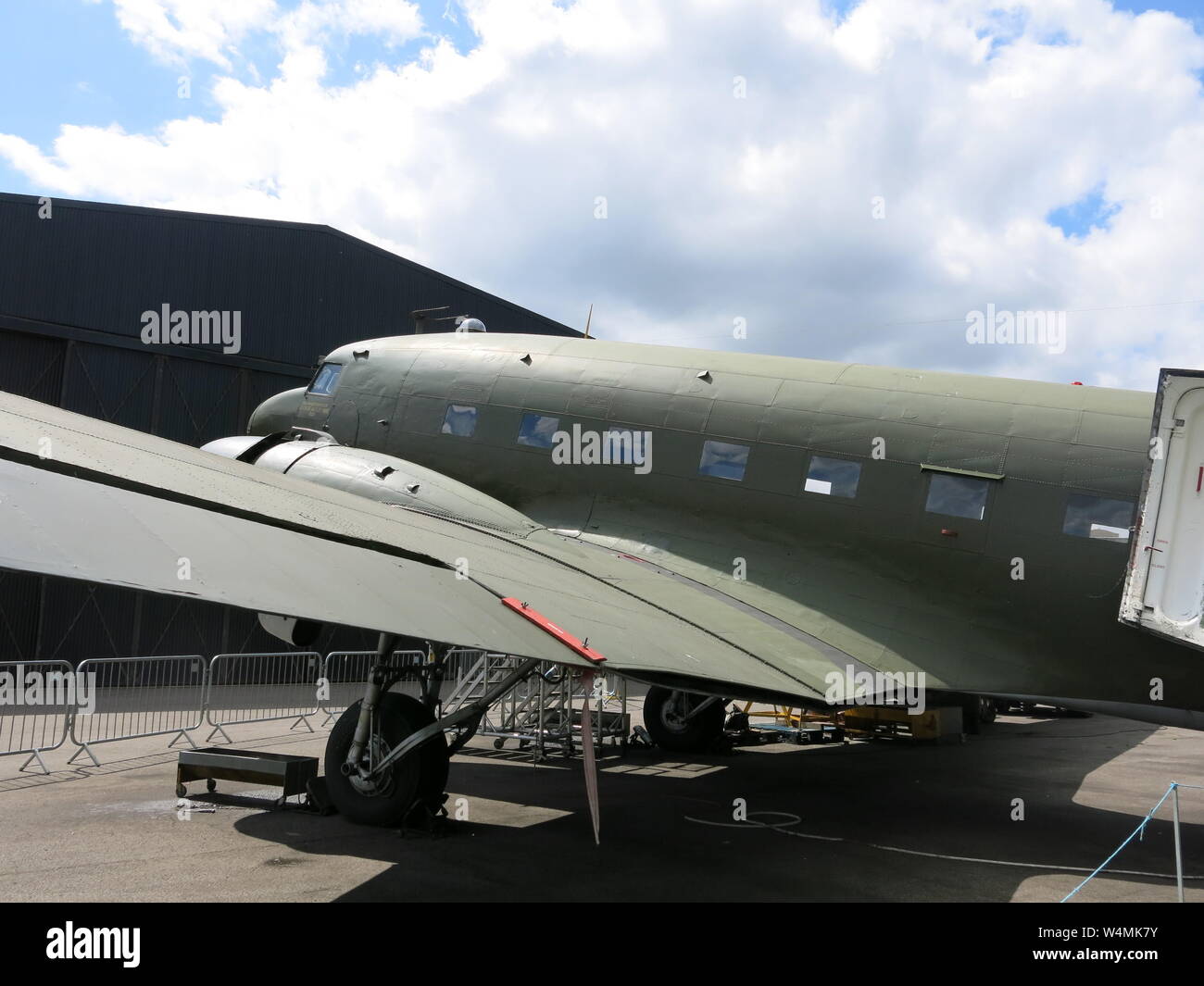 Douglas Dc3 Dakota High Resolution Stock Photography and Images - Alamy