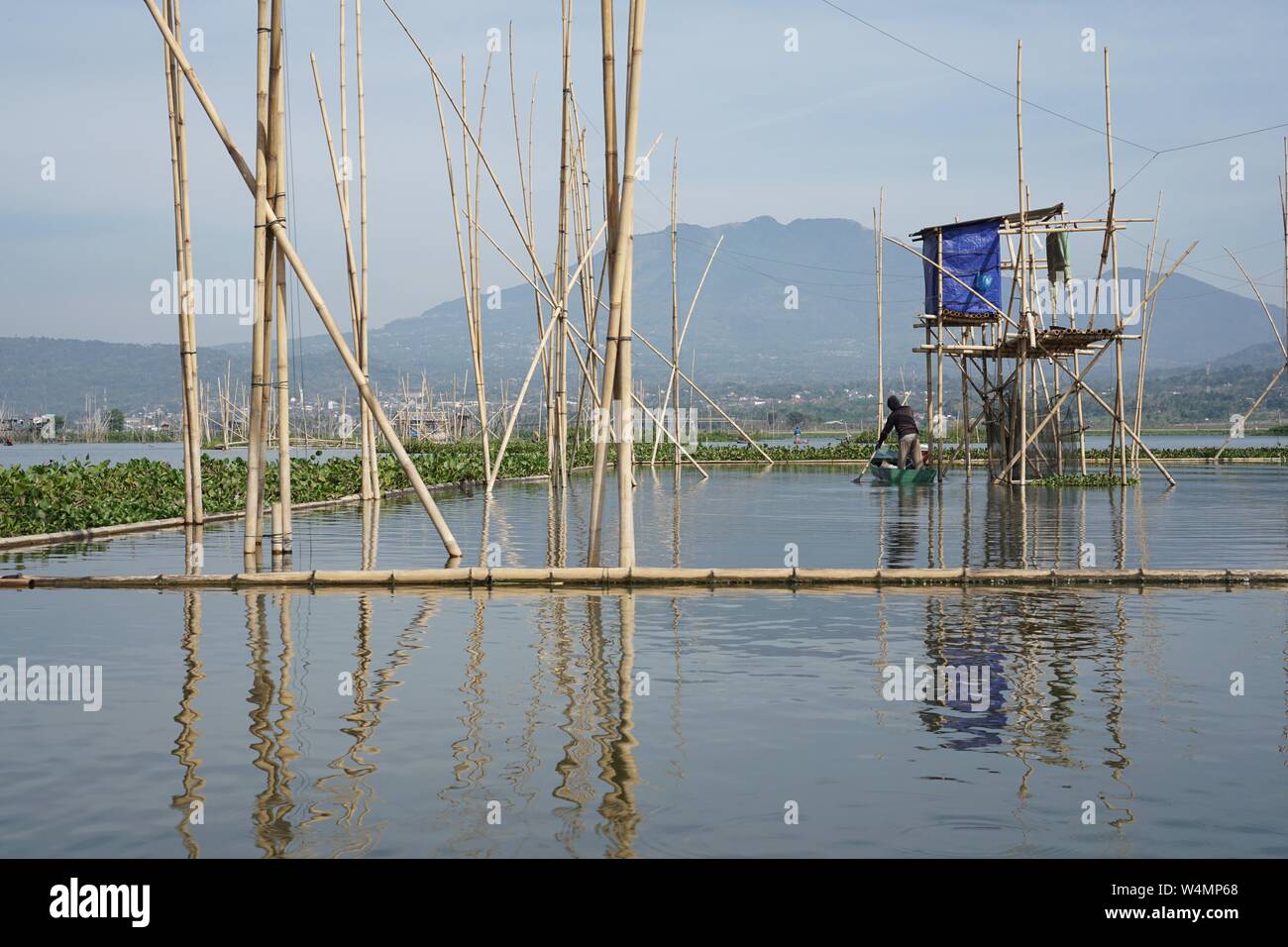 Lake rawa pening hi-res stock photography and images - Alamy