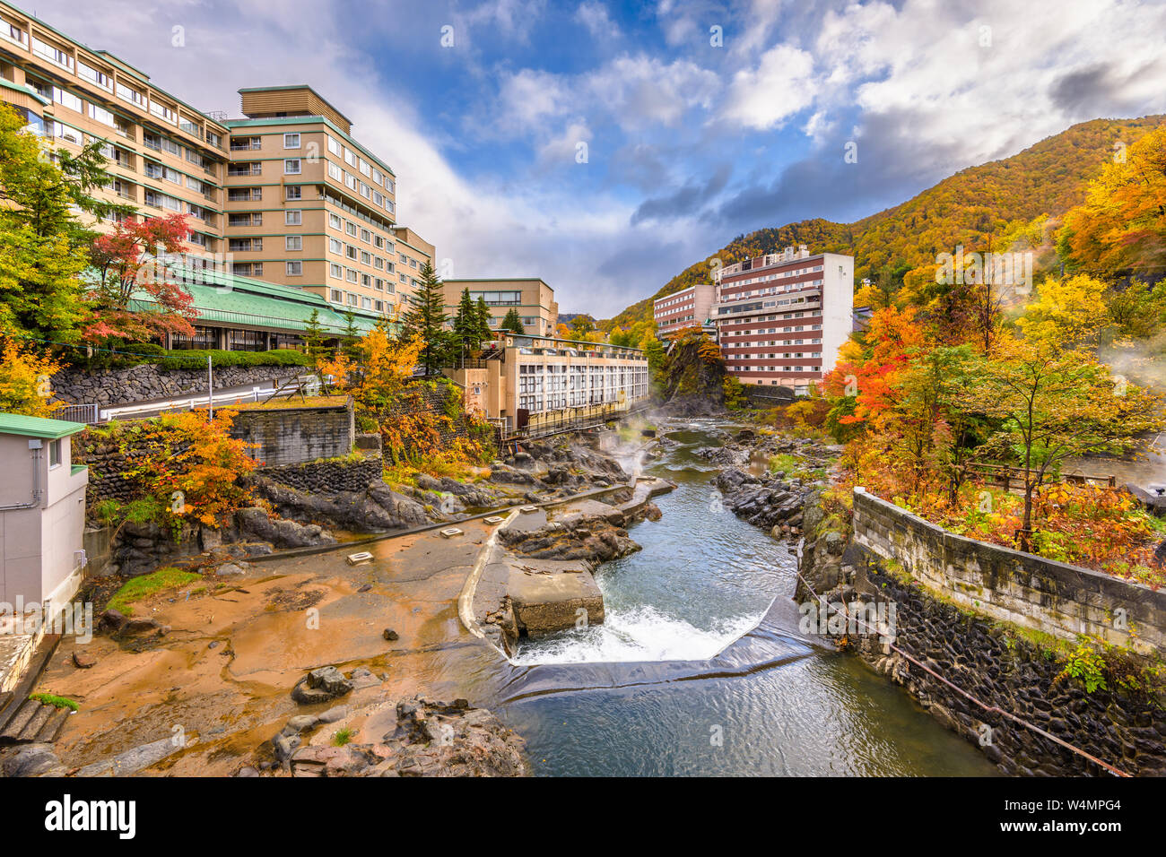 Japan river mountain hi-res stock photography and images - Alamy