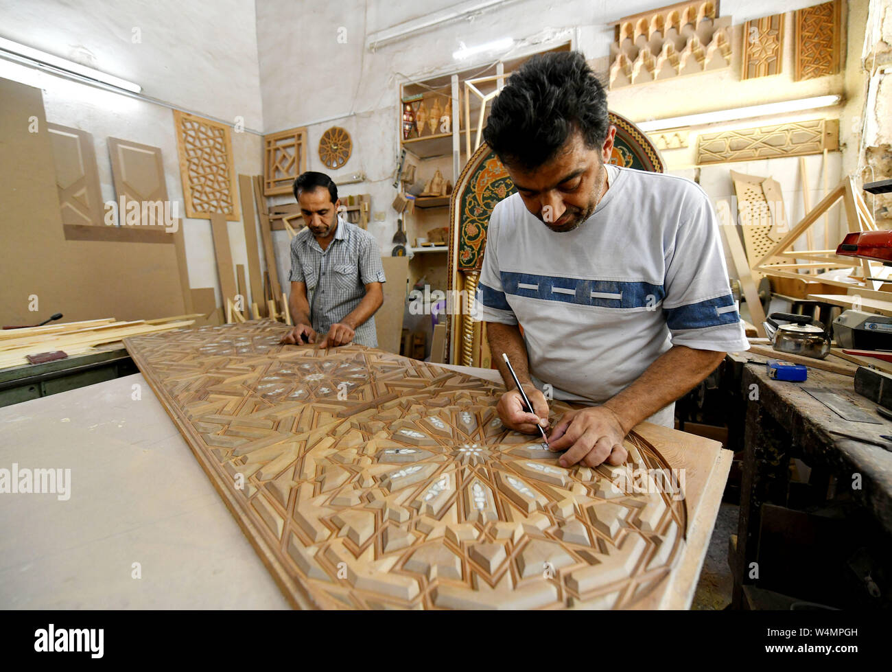 Syrian crafts hi-res stock photography and images - Alamy