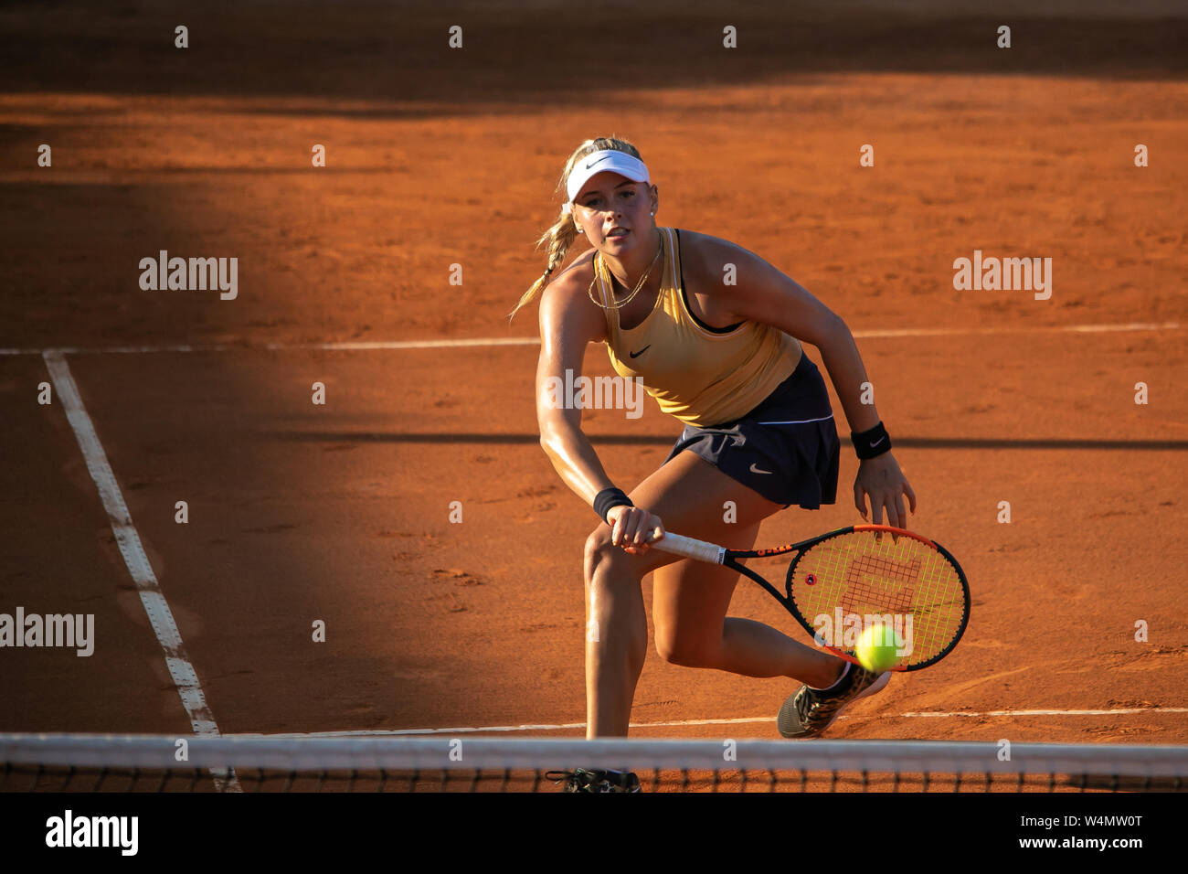 Fanny stollar hi-res stock photography and images - Alamy