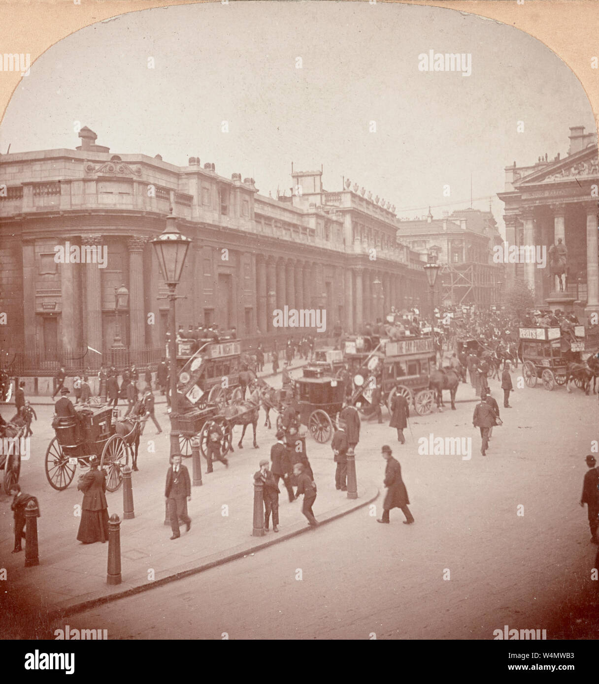 English bank london hi-res stock photography and images - Alamy