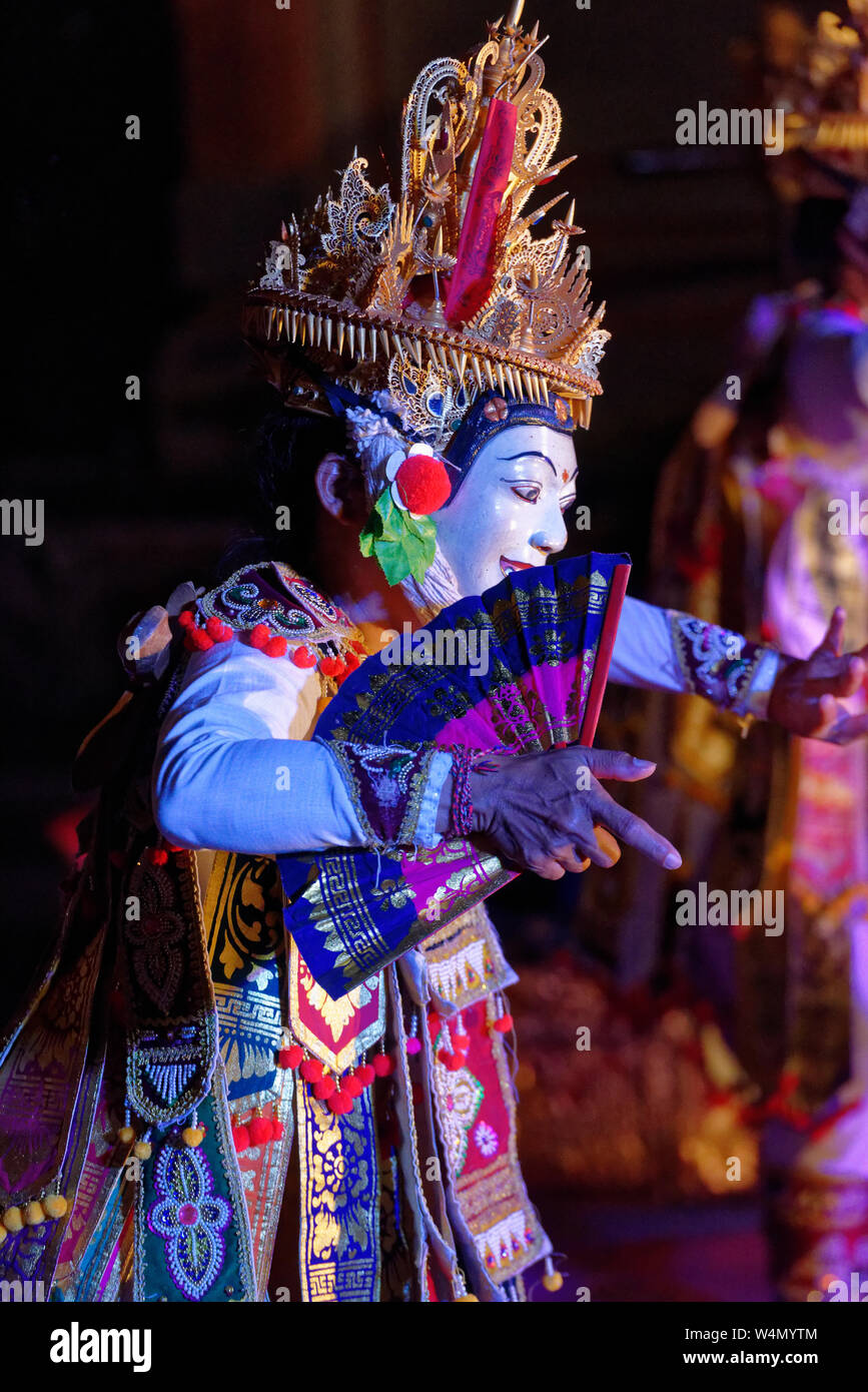 Performer dancer in traditional costume at the Ubud Palace dance ...
