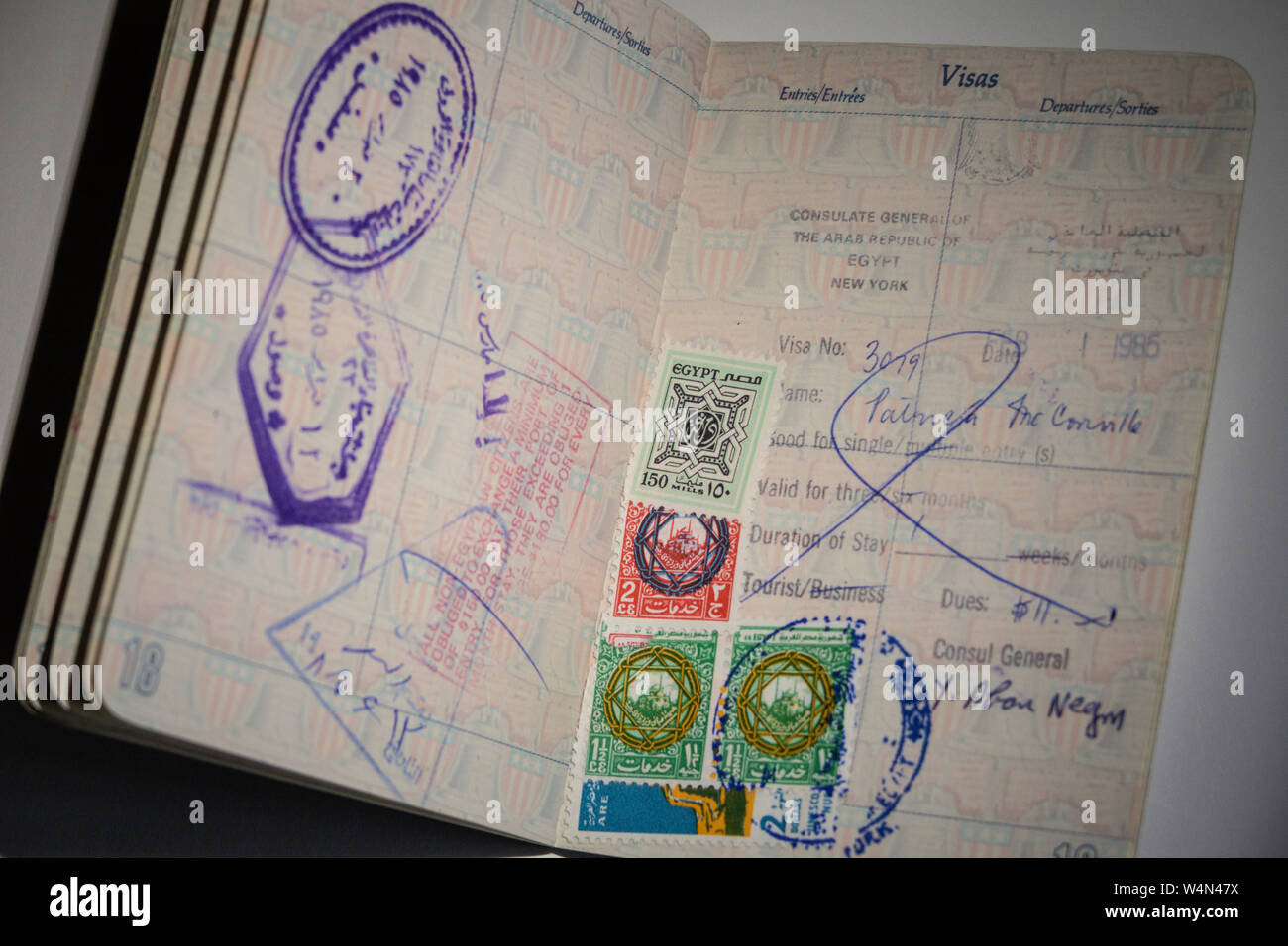 Egypt stamps hi-res stock photography and images - Alamy