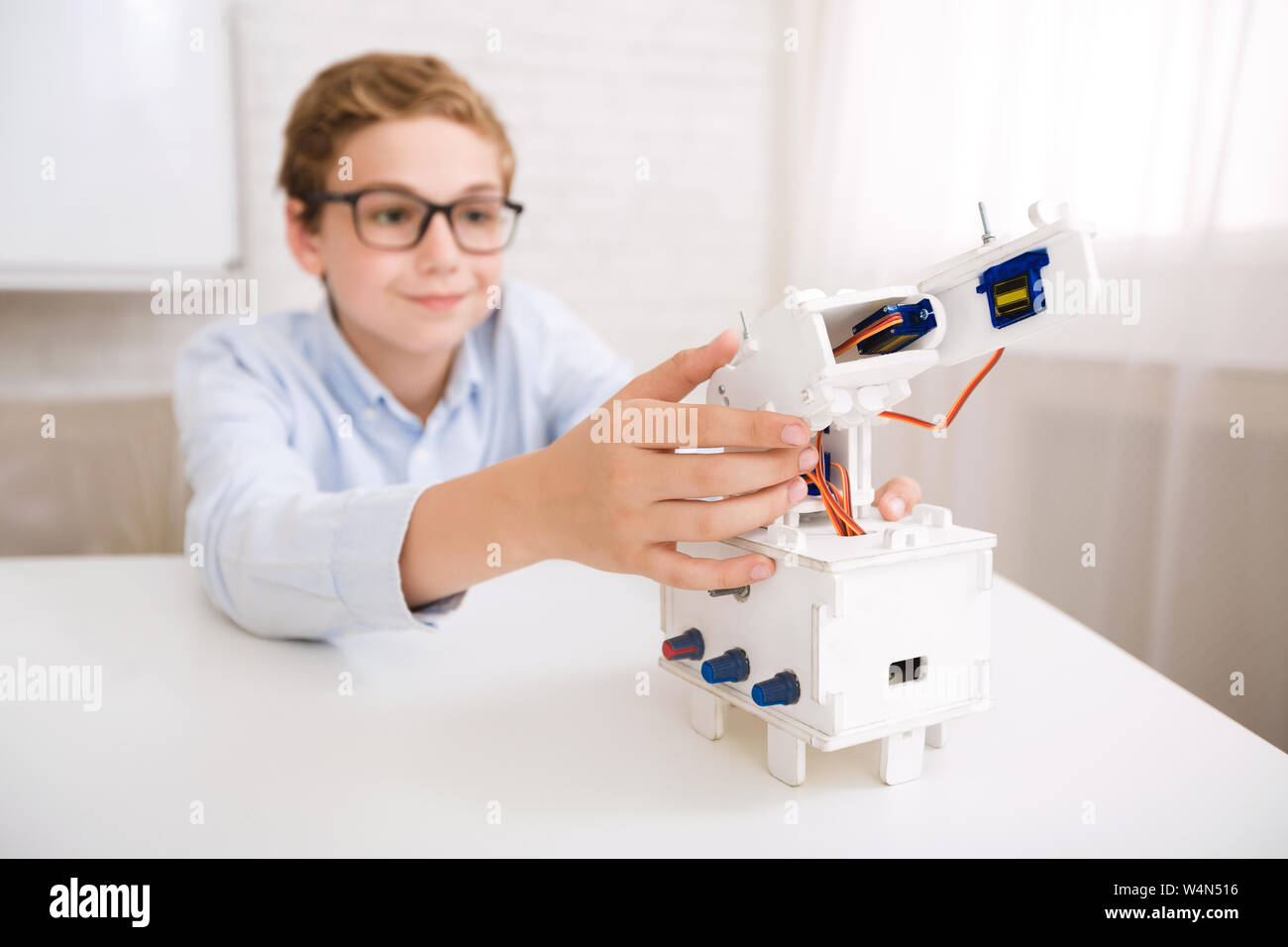 Lab testing child toy hi-res stock photography and images - Alamy