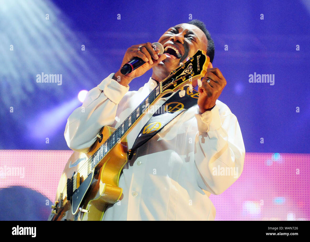 Singer and Guitarist George Benson, during the presentation of his show ...