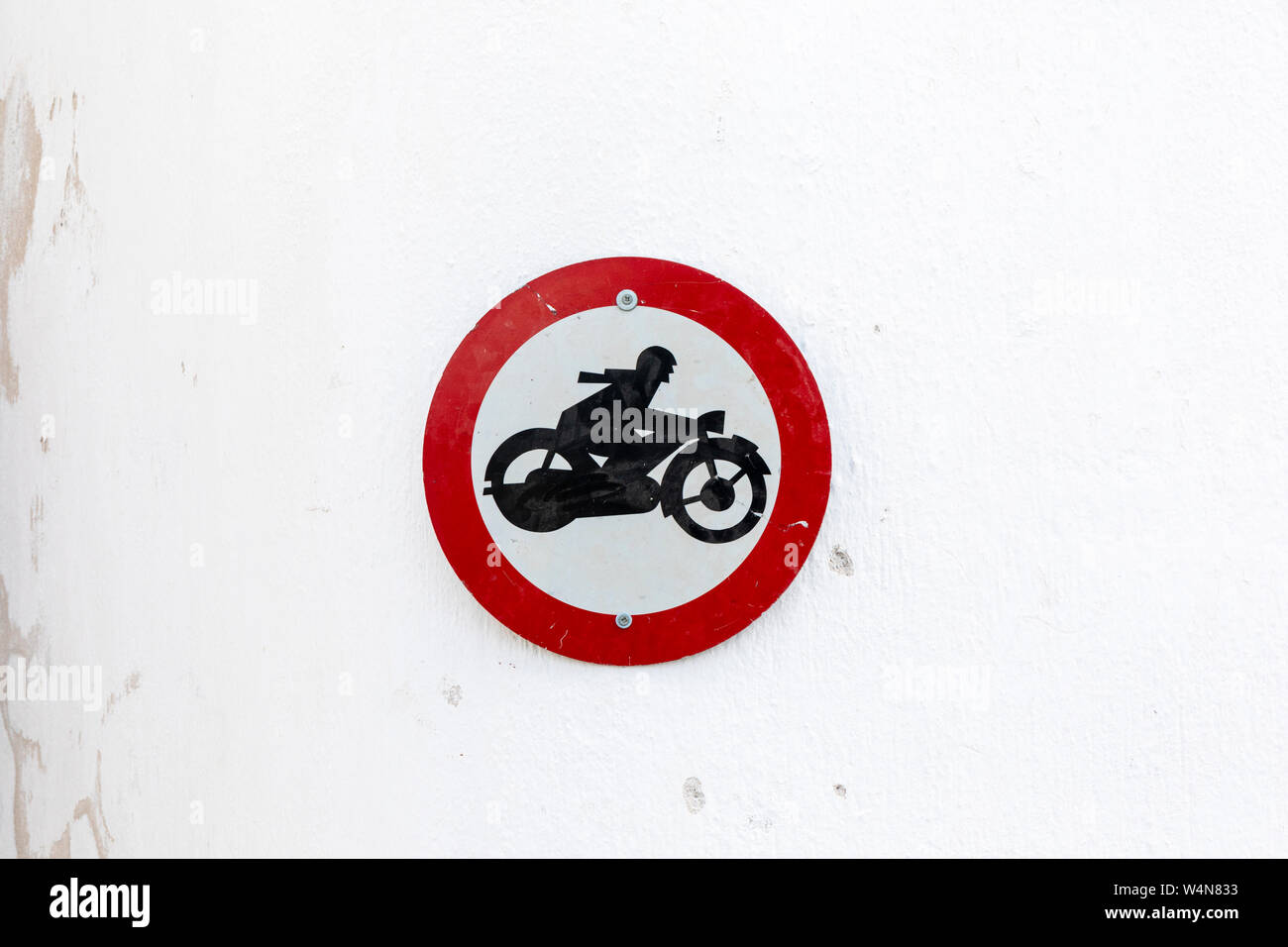 No motorcycles sign hi-res stock photography and images - Alamy