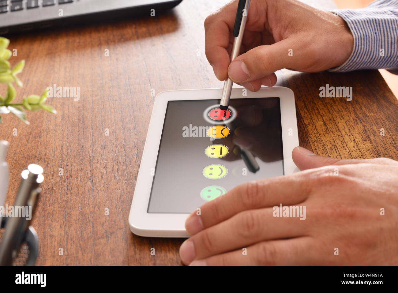 Unsatisfactory hi-res stock photography and images - Alamy