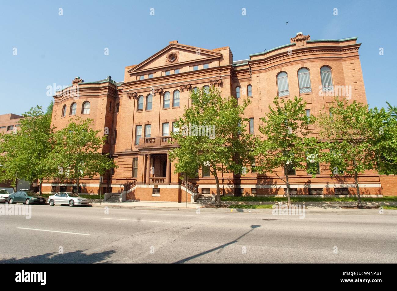 Historical school building hi-res stock photography and images - Alamy