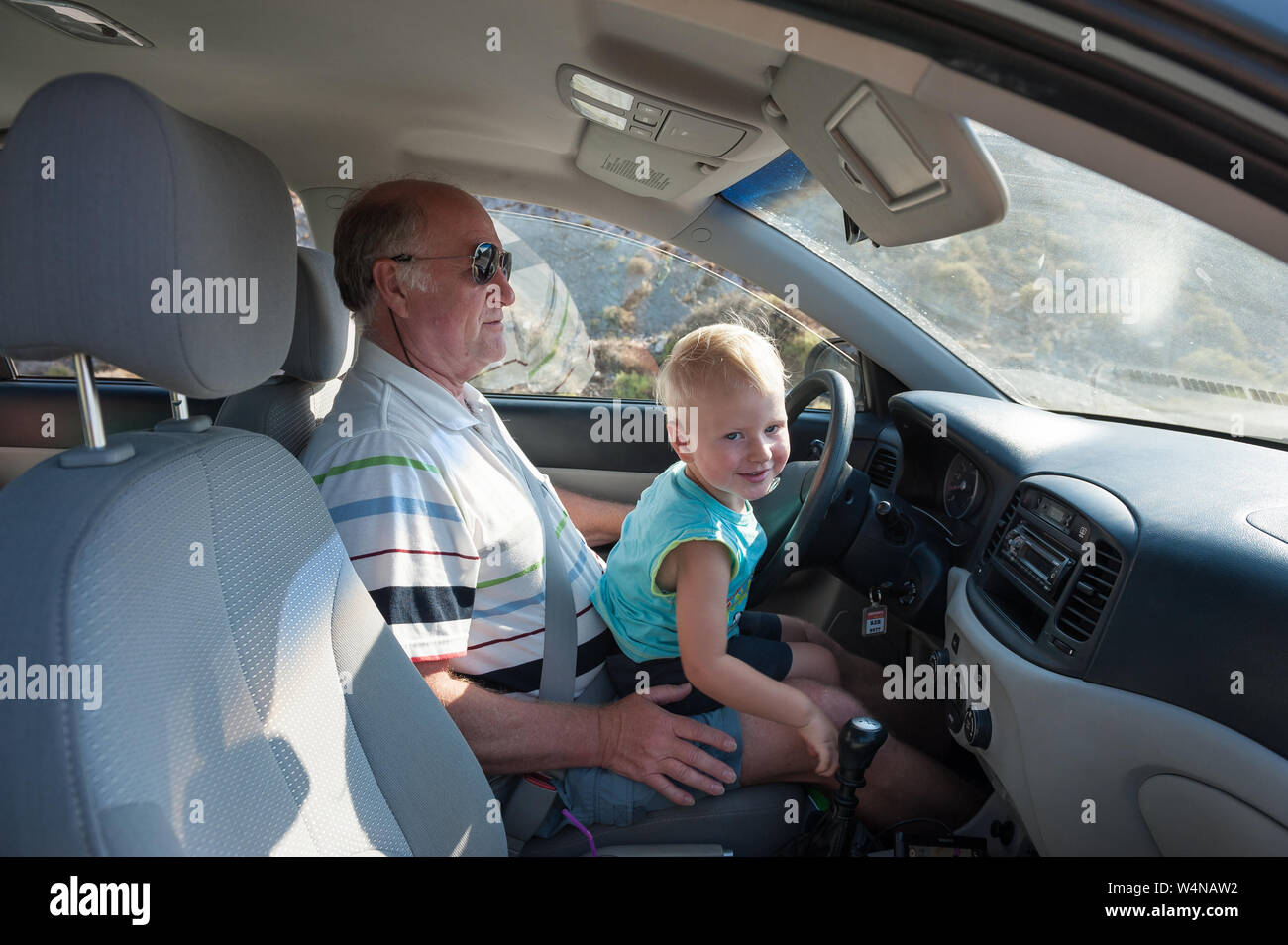 Driving lesson hi-res stock photography and images - Alamy