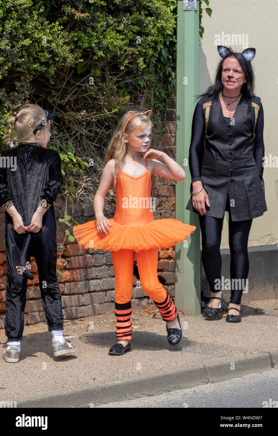 Dressing up costume children hi-res stock photography and images - Alamy
