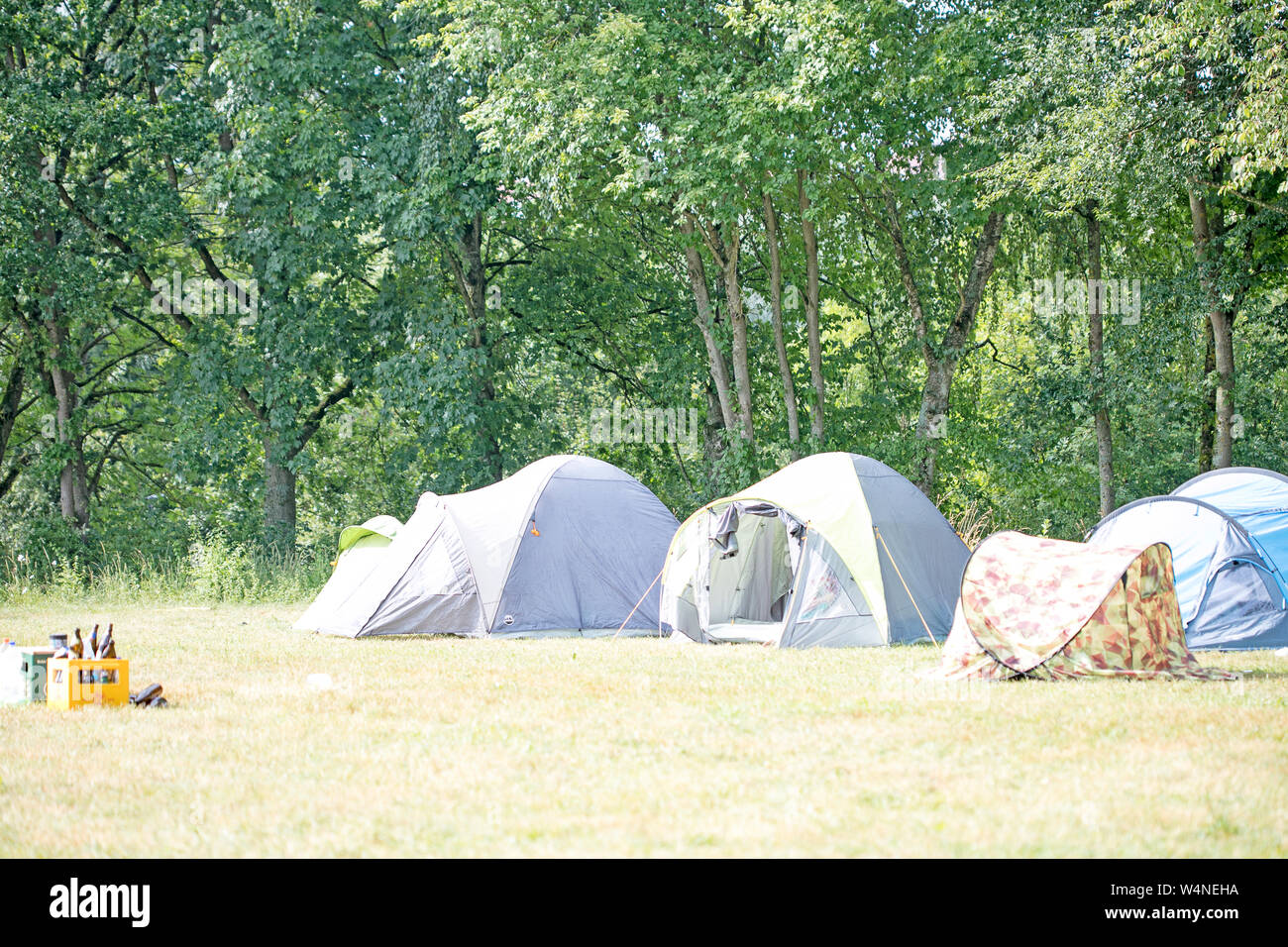 18th century military tents hi-res stock photography and images - Alamy