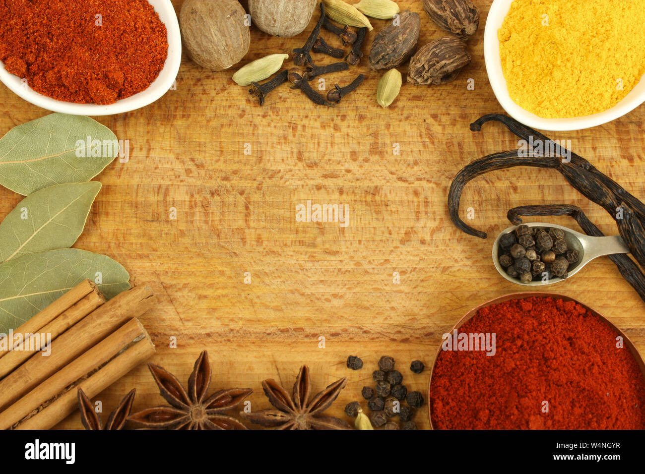 Indian spices border hi-res stock photography and images - Alamy