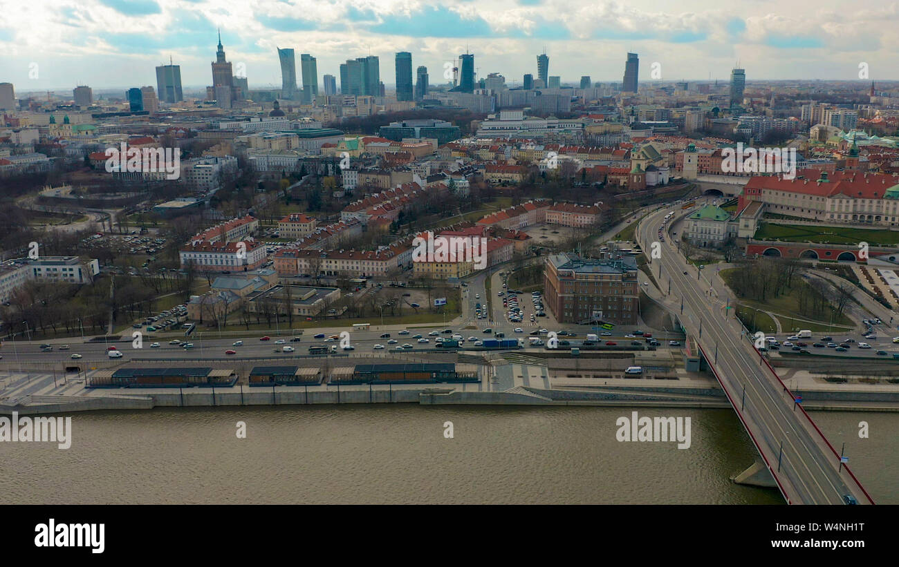 Aerial establishing shot hi-res stock photography and images - Alamy
