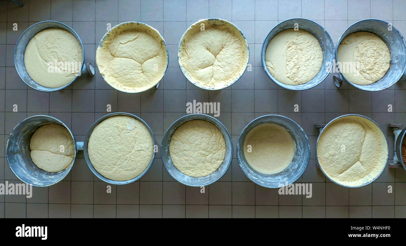Fast fermentation hi-res stock photography and images - Alamy