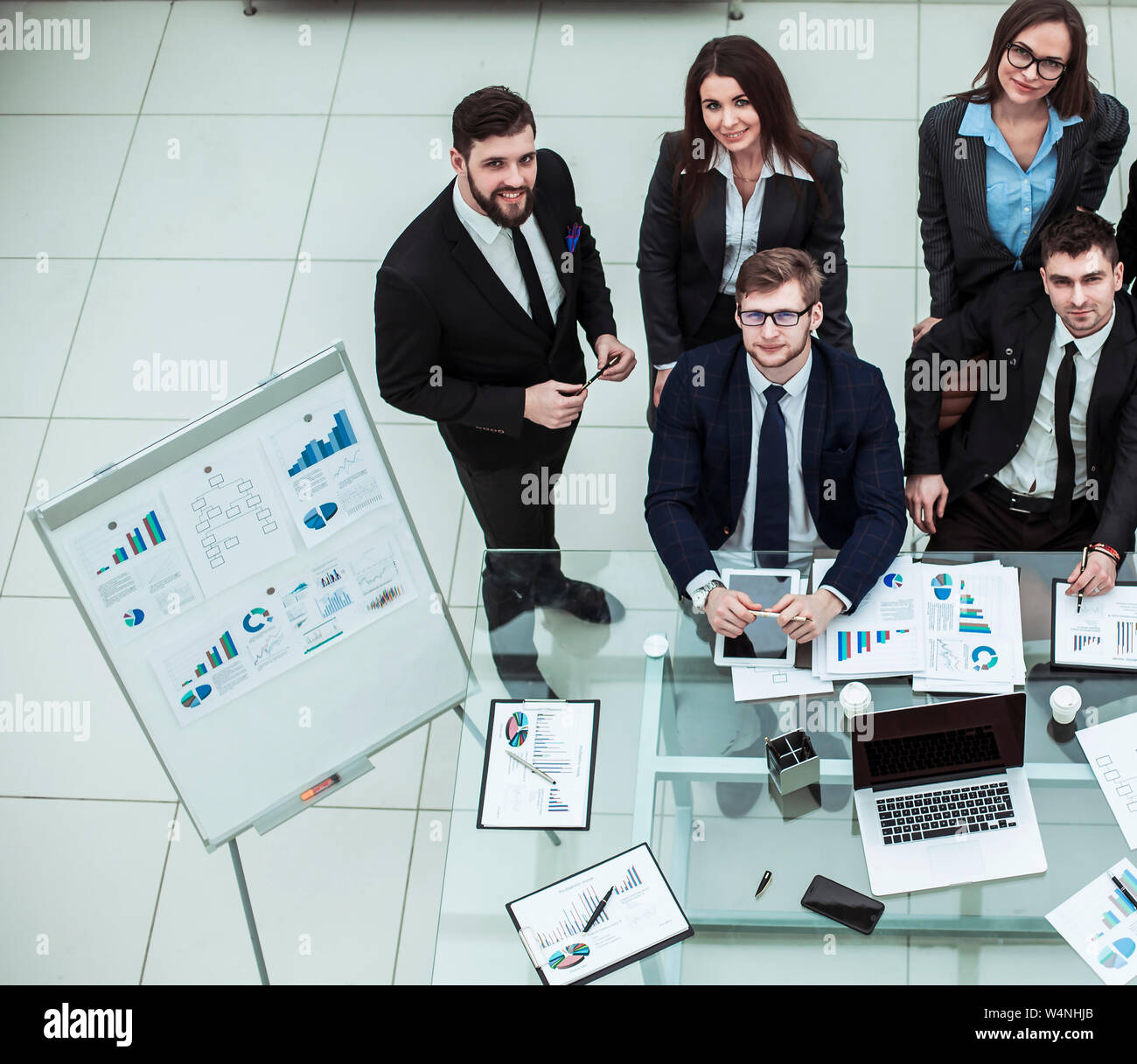 Successful team top view hi-res stock photography and images - Alamy