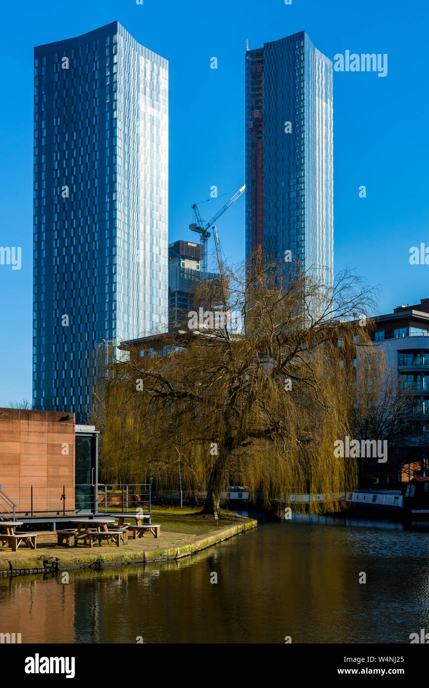 Castlefield Basin Manchester High Resolution Stock Photography and ...