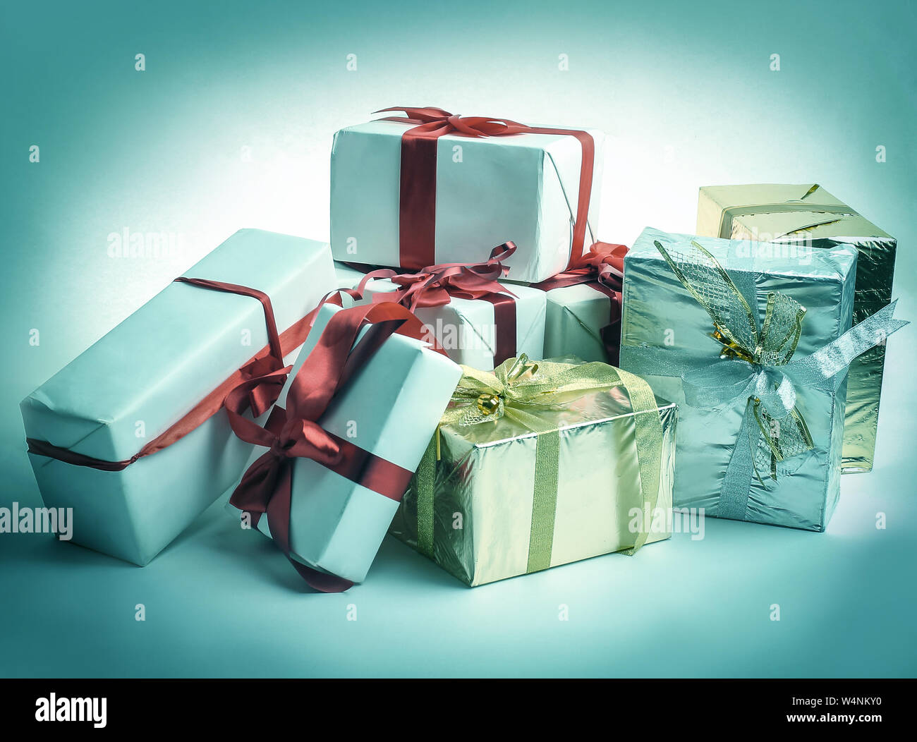 Top view lots gift boxes hi-res stock photography and images - Alamy