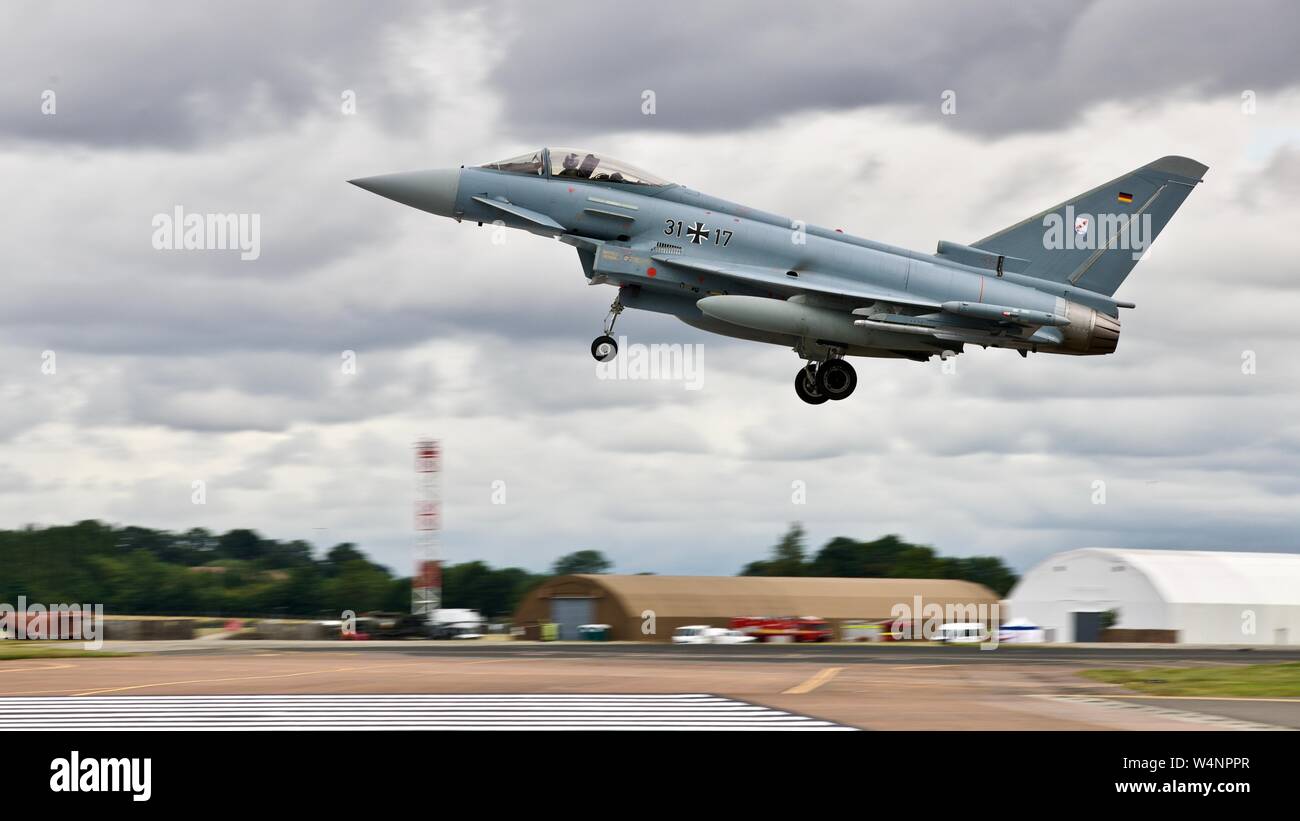 Raf eurofighter typhoon landing gear hi-res stock photography and ...