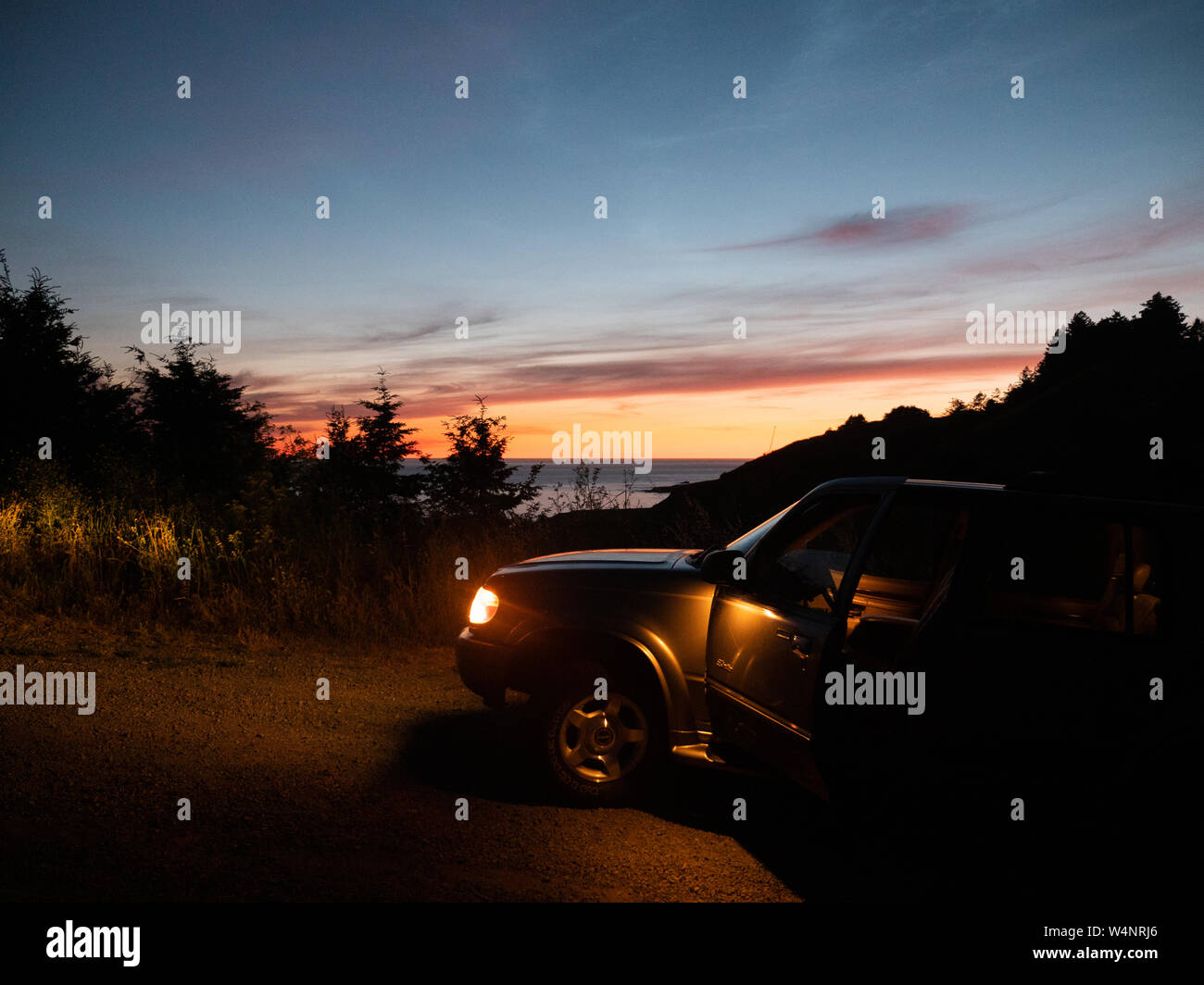 Roadside travel hi-res stock photography and images - Alamy