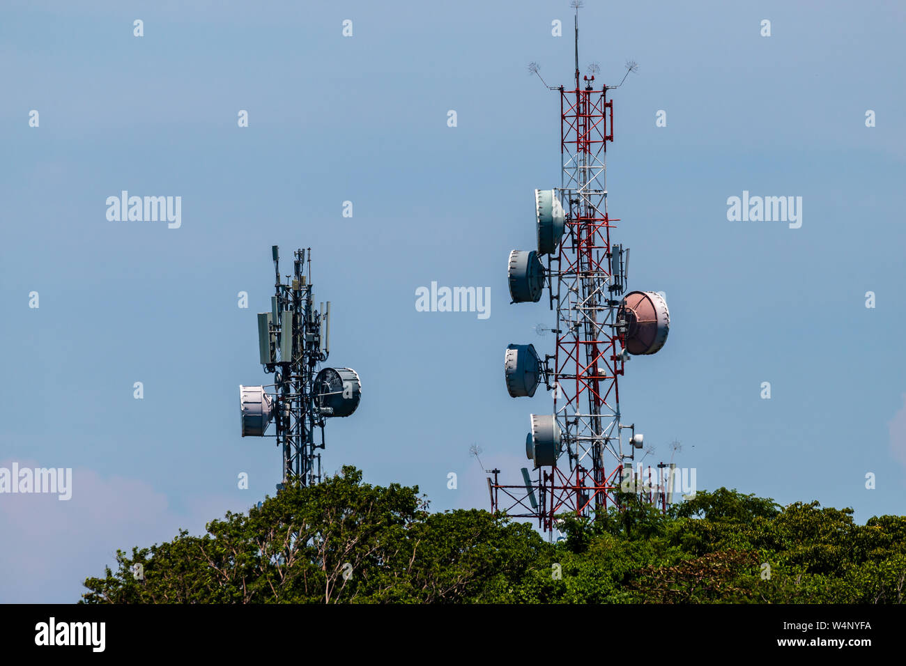 Pylon telecommunications tower antenna hi-res stock photography and images - Alamy