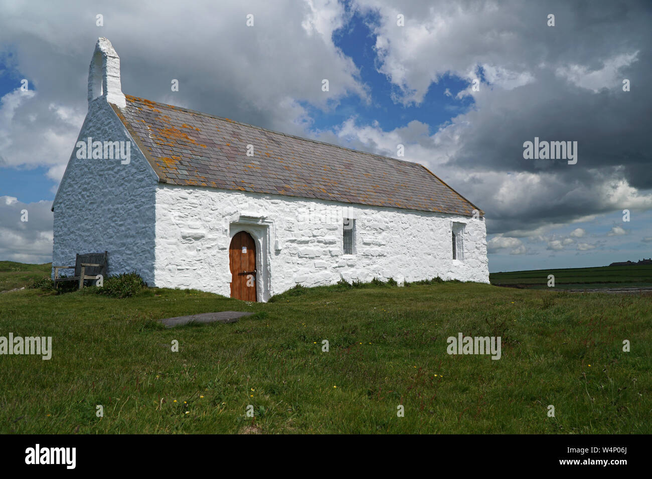 Saint cwyfan hi-res stock photography and images - Alamy