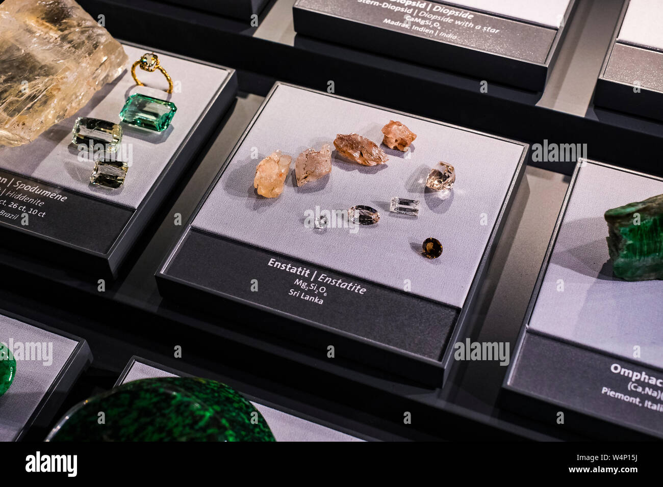 3 SEPTEMBER 2018, VIENNA, AUSTRIA: Exposition of precious and ...