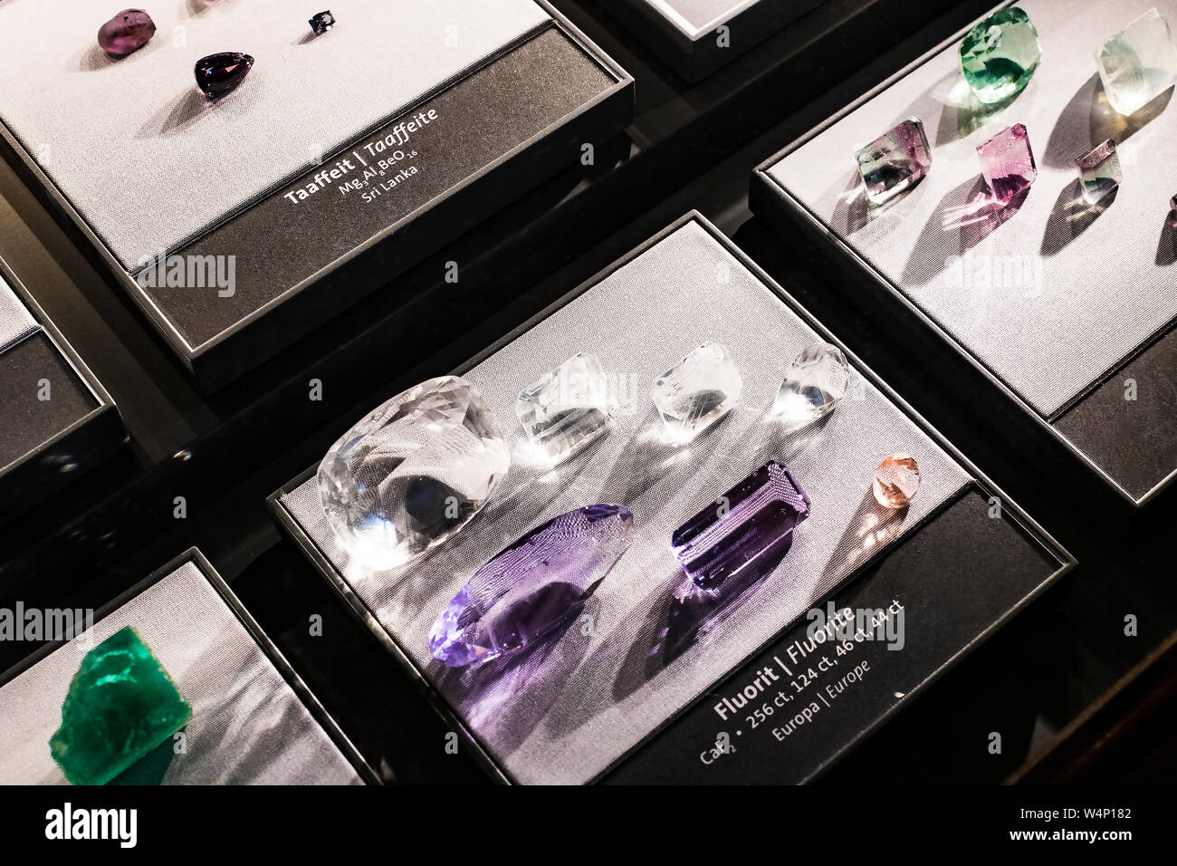 3 SEPTEMBER 2018, VIENNA, AUSTRIA: Exposition of precious and ...