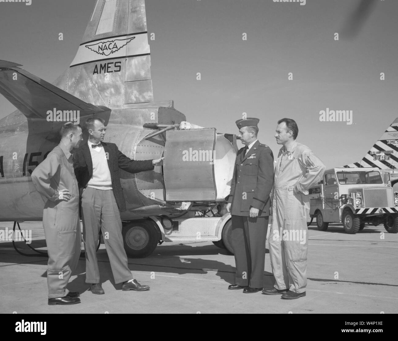 Phases of flight evaluation tests hi-res stock photography and images ...