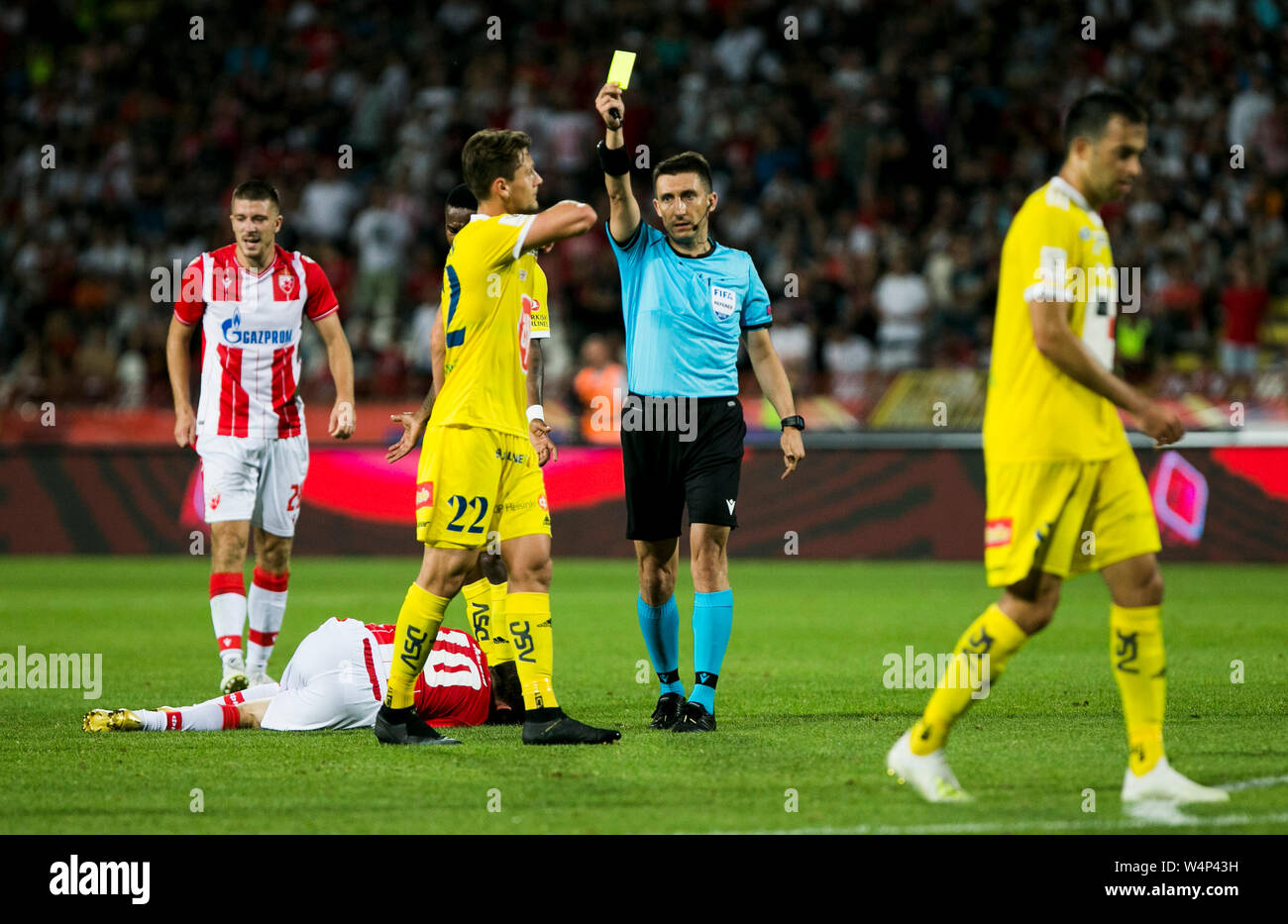 Gives a red card football hi-res stock photography and images - Alamy