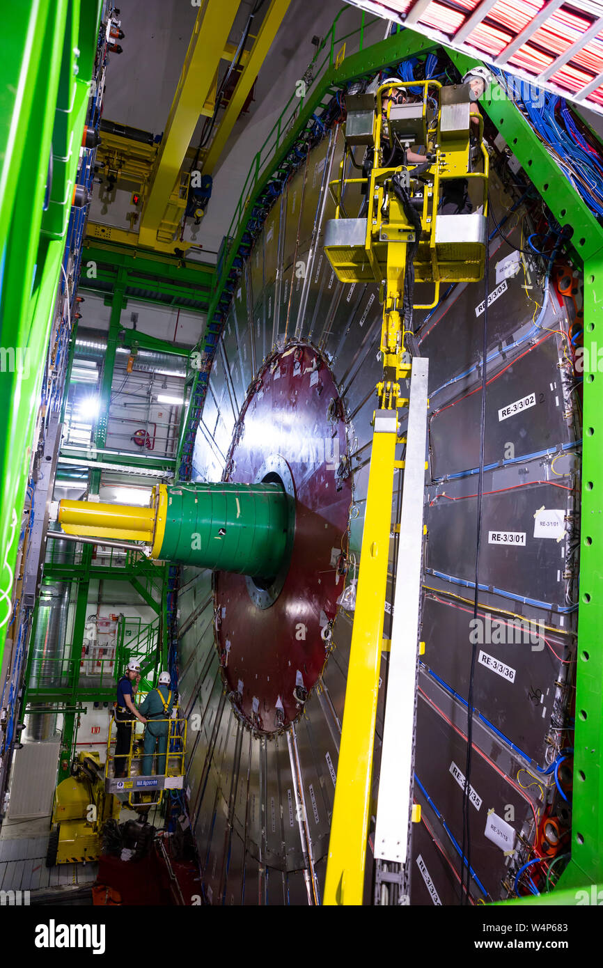 Electron positron collider hi-res stock photography and images - Alamy