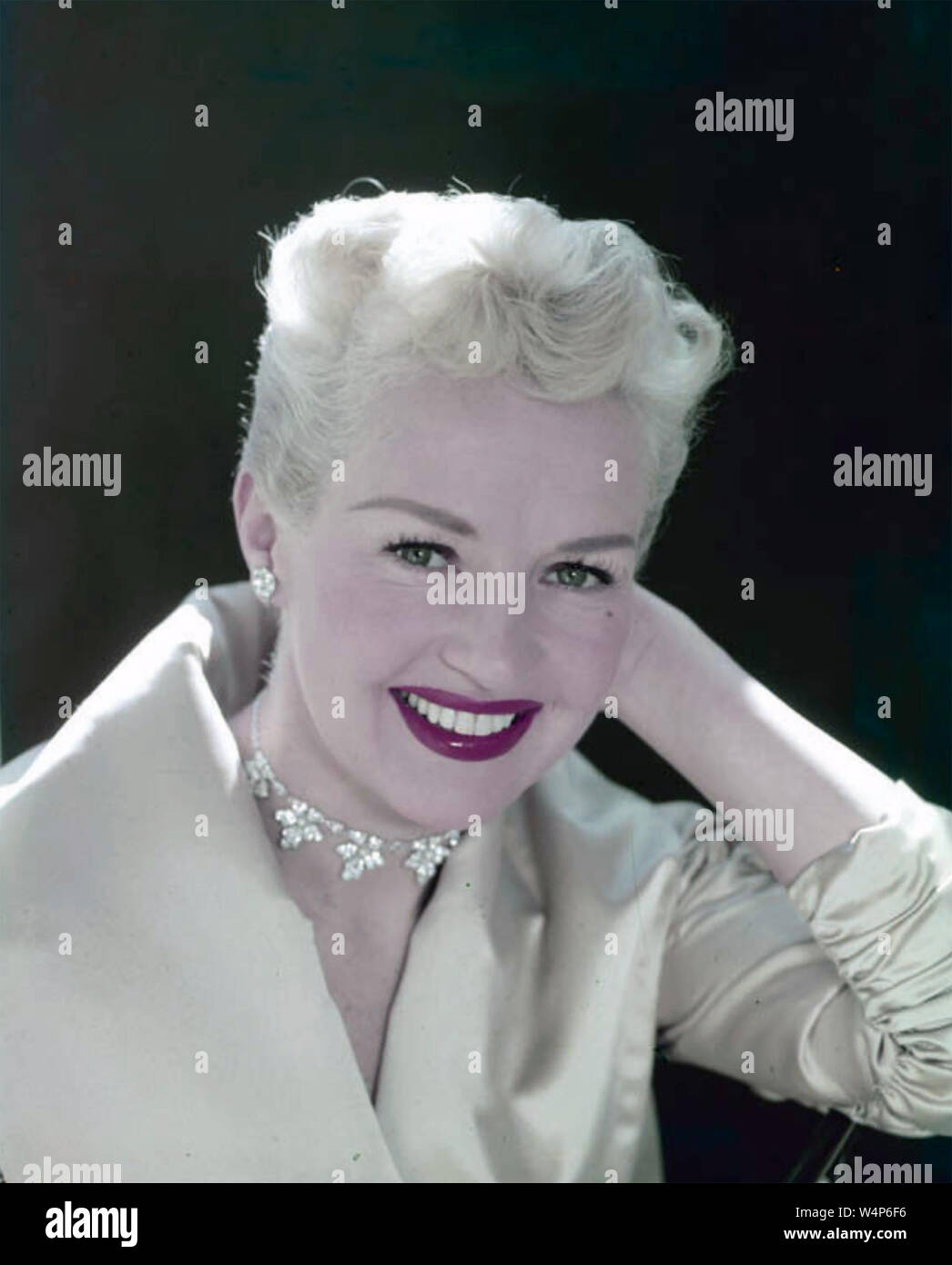 The actress betty grable hi-res stock photography and images - Alamy