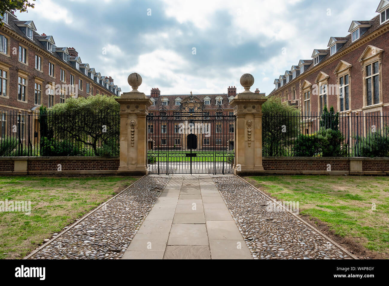 Impressive wrought iron gates hi-res stock photography and images - Alamy