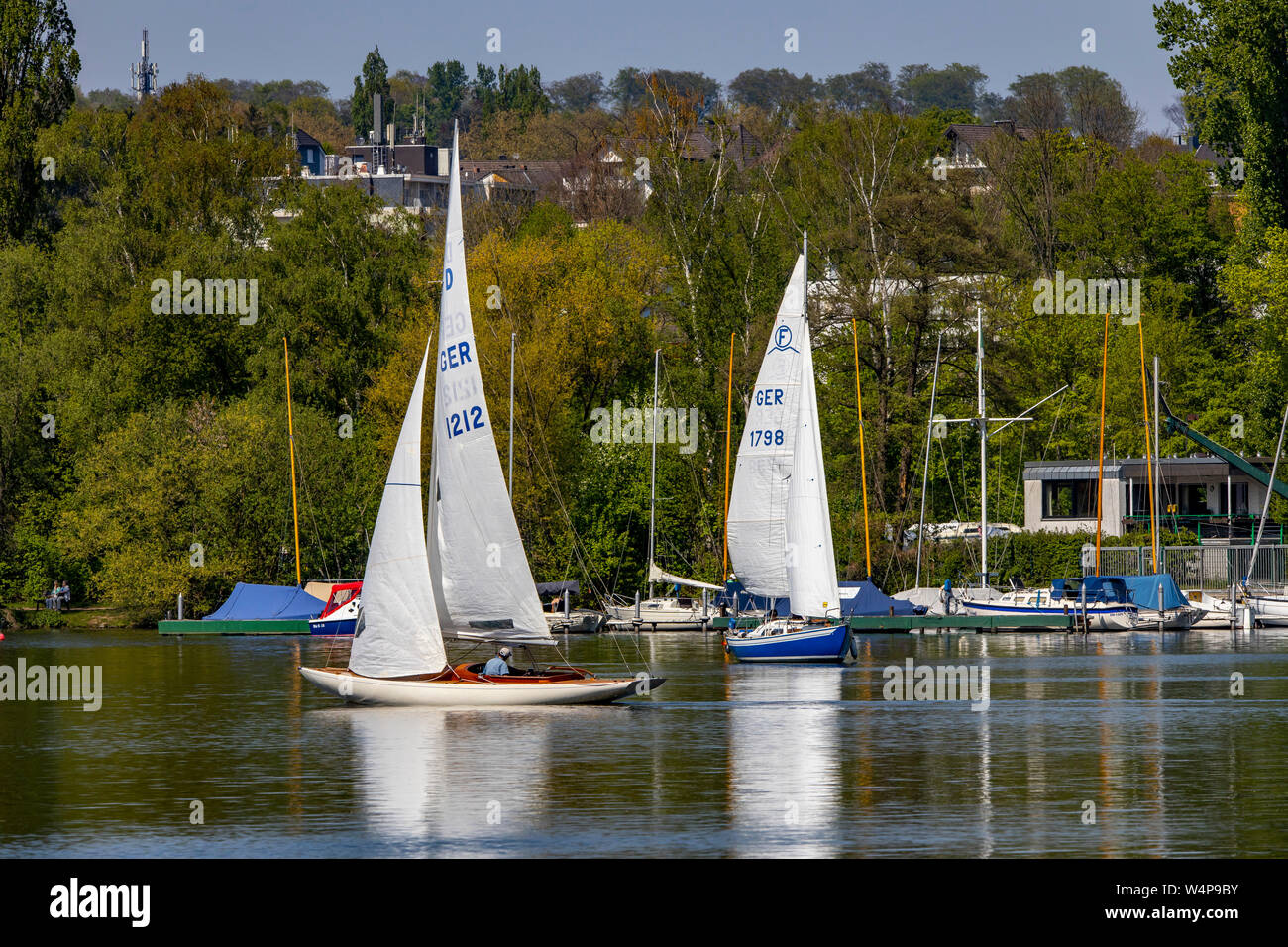 Essen, Lake Baldeney, Ruhr reservoir, Essen-Heisingen district Stock ...