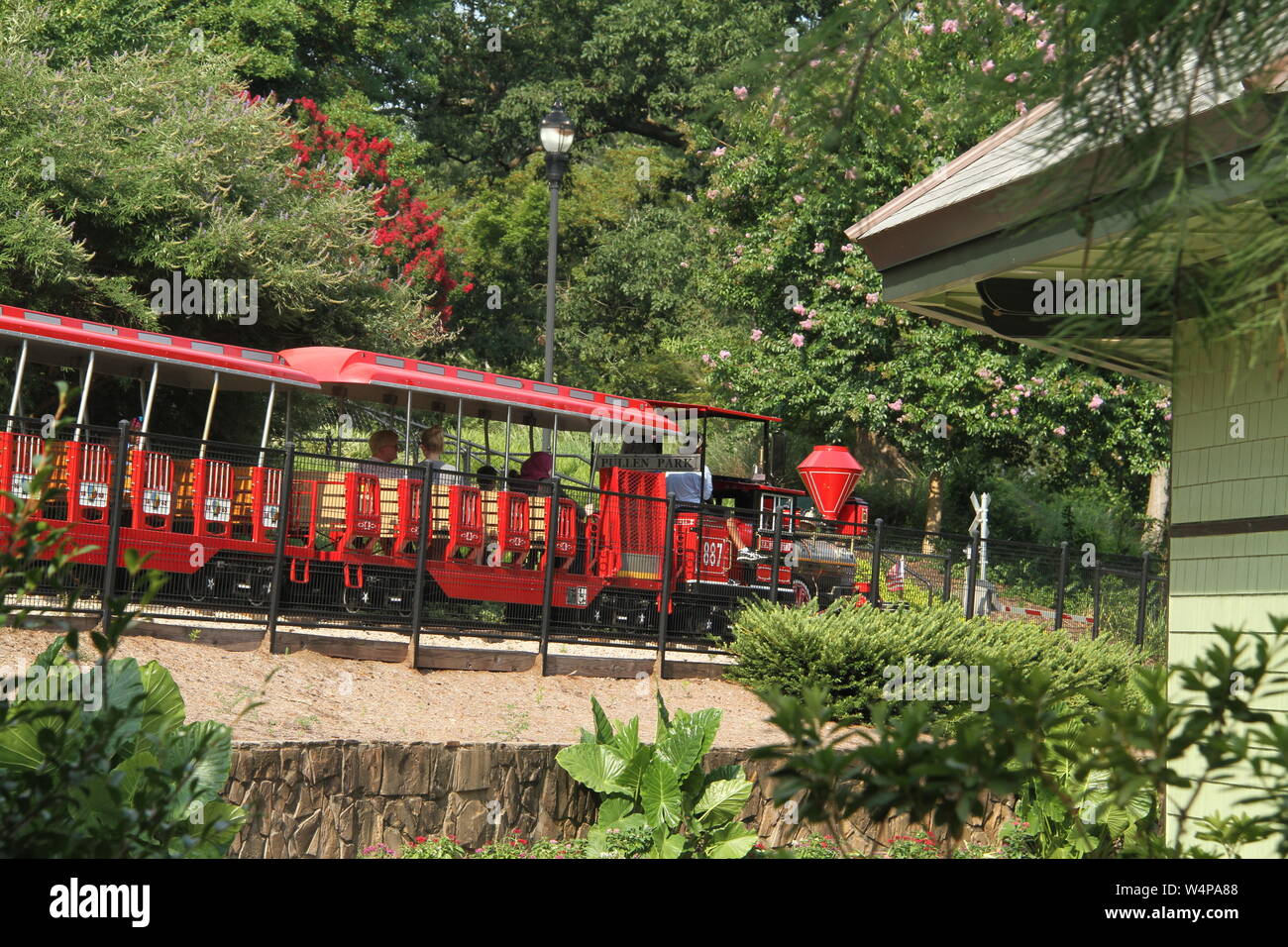 Train ride amusement park hi-res stock photography and images - Alamy
