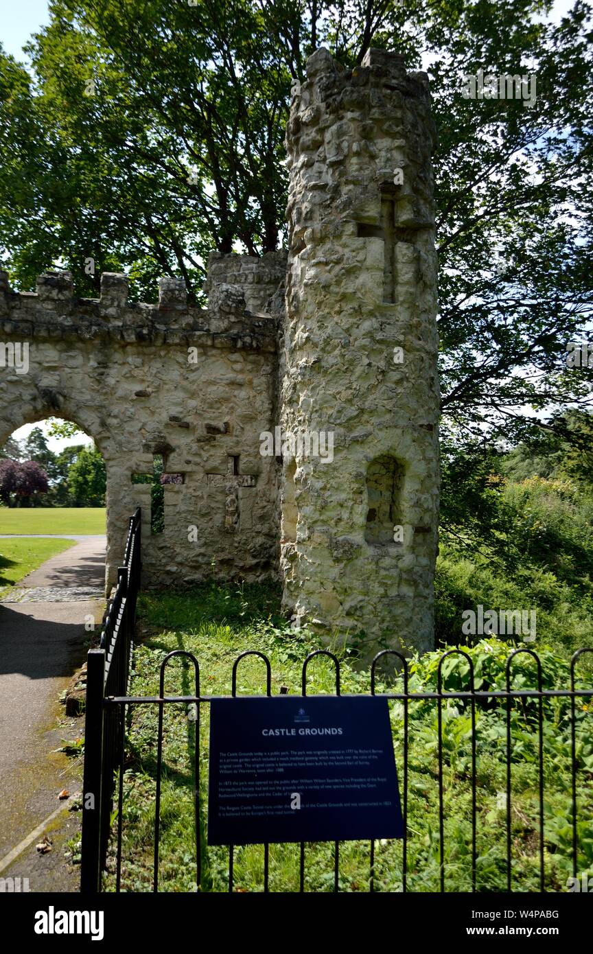 Reigate castle hi-res stock photography and images - Alamy