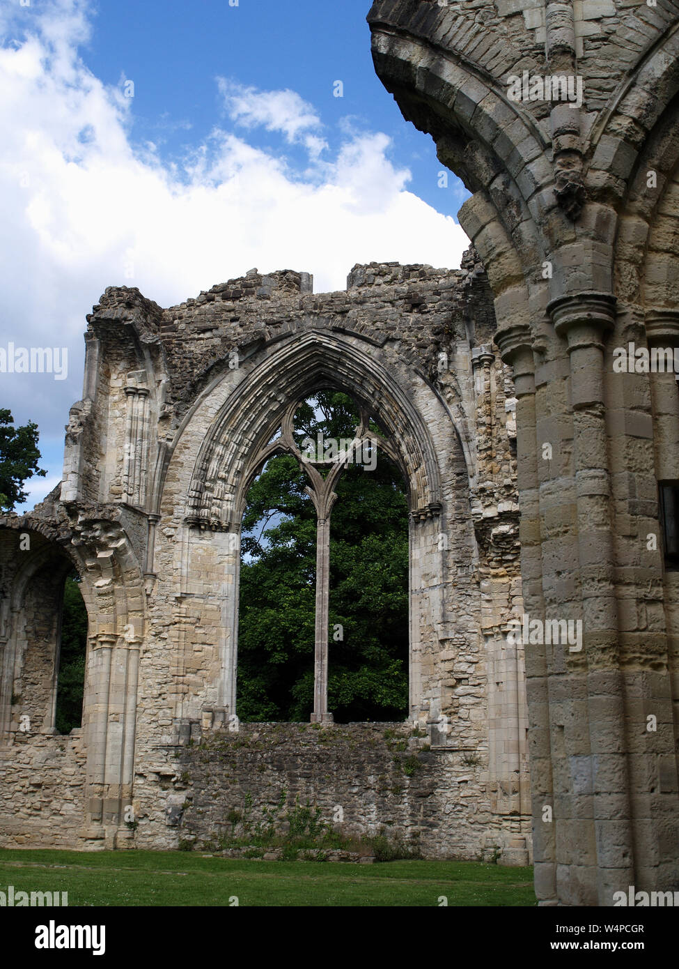 Ruins of Netley Abbey, Southampton, Hampshire, England, UK Stock Photo ...