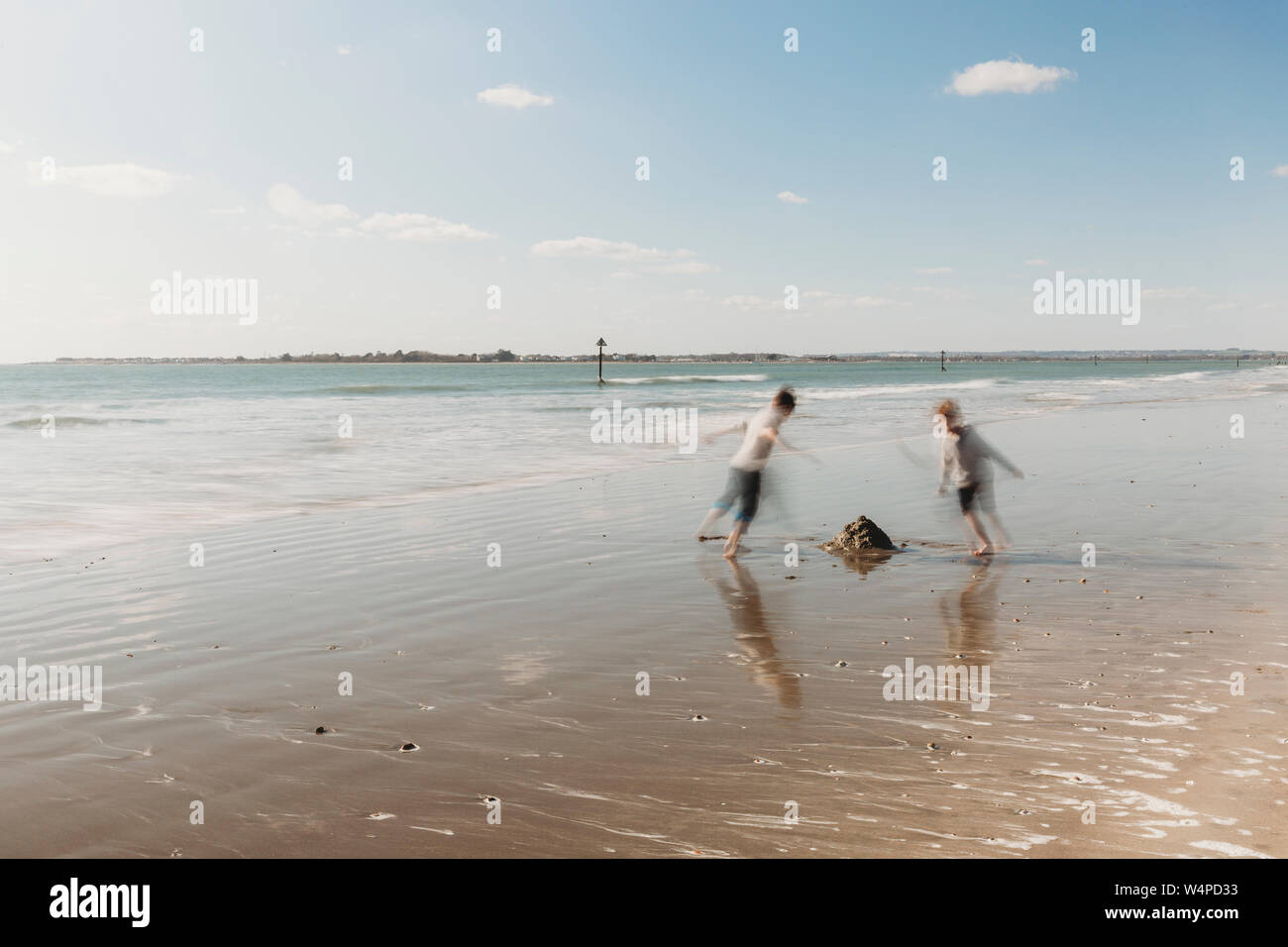 10 years old children hi-res stock photography and images - Alamy