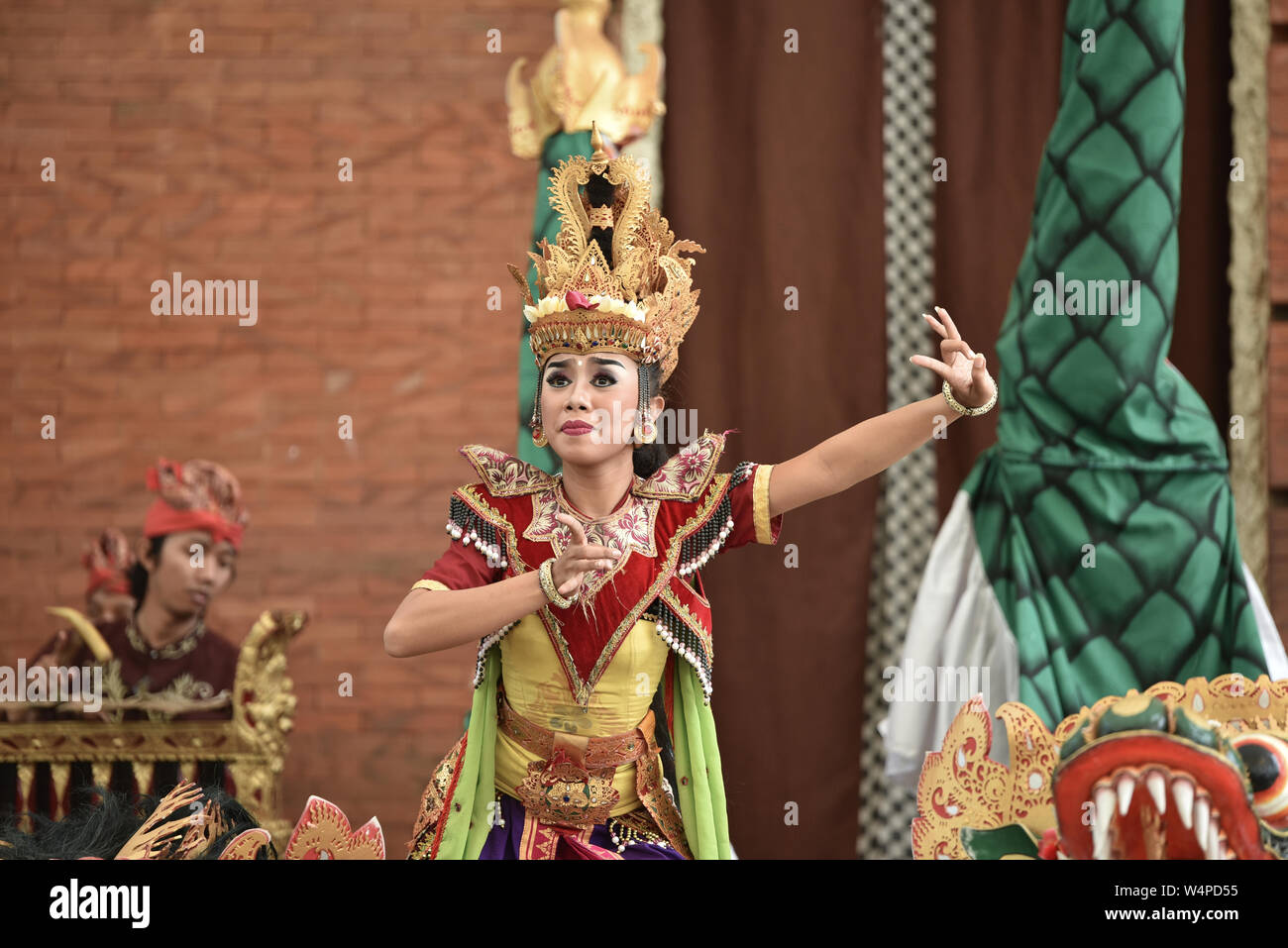 Bali, Indonesia - may 24, 2017: Balinese woman perform Garuda Wisnu ...