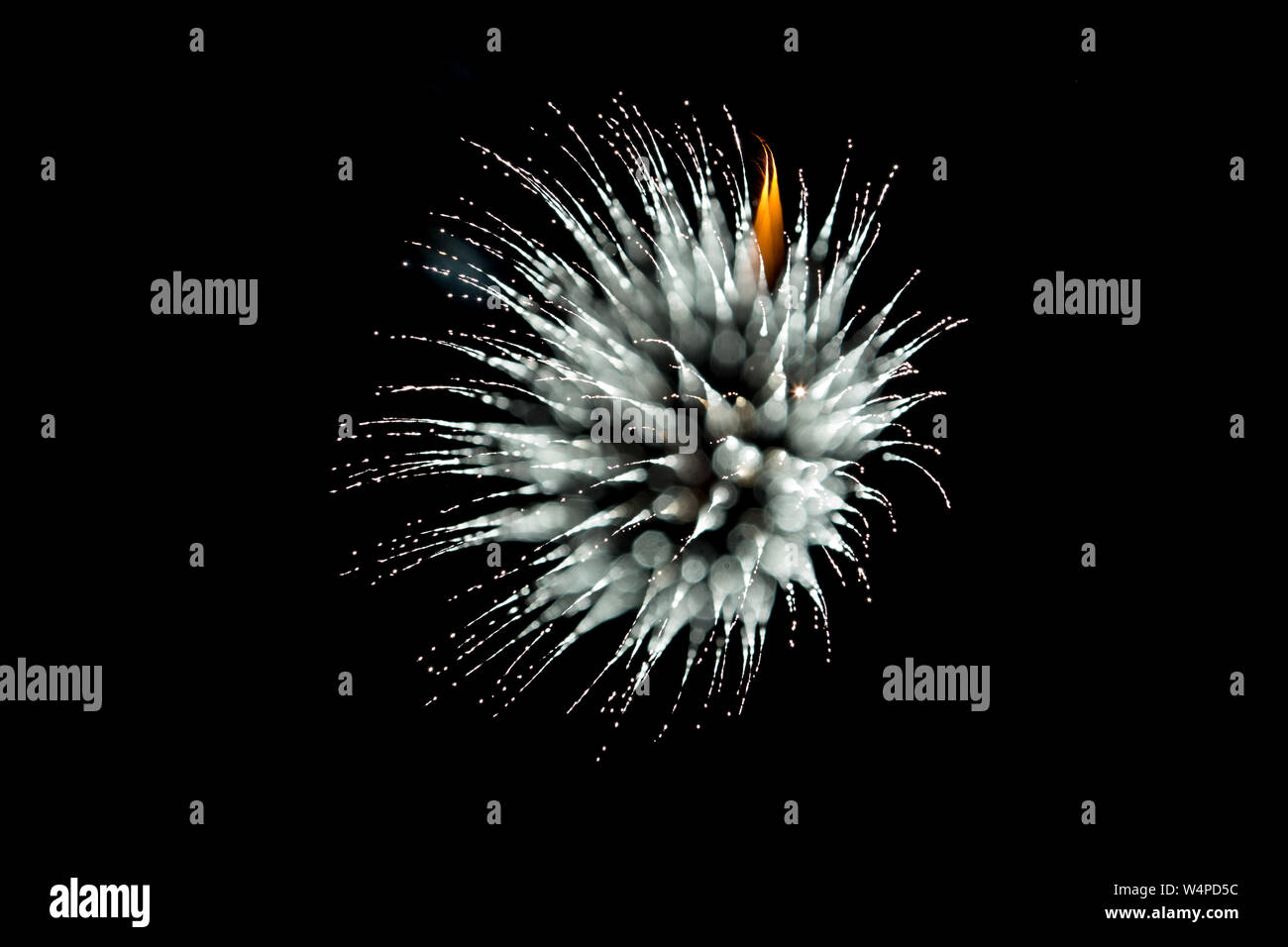 Chinese fireworks display hi-res stock photography and images - Alamy