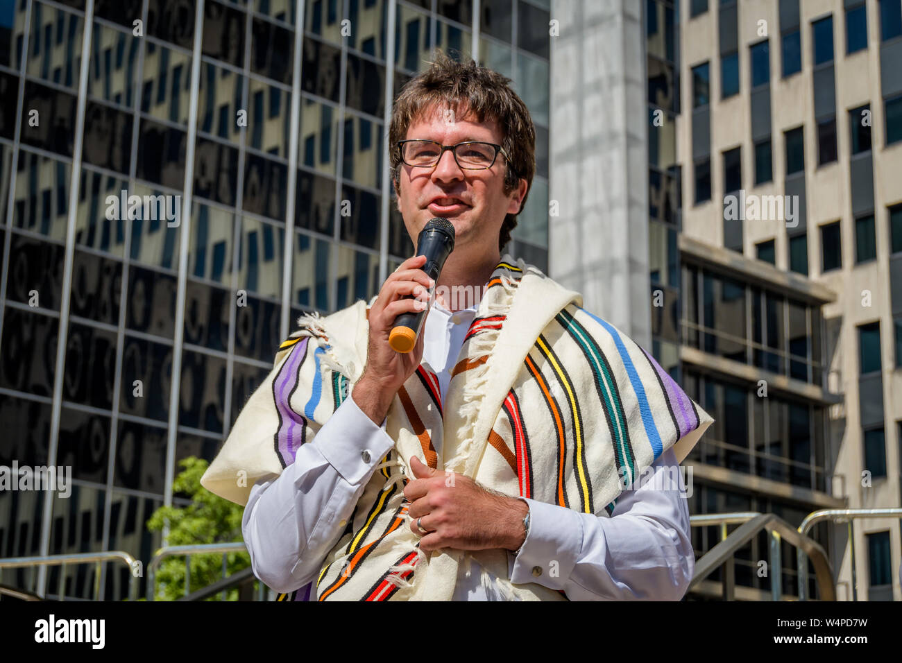 Ravi ragbir hi-res stock photography and images - Alamy