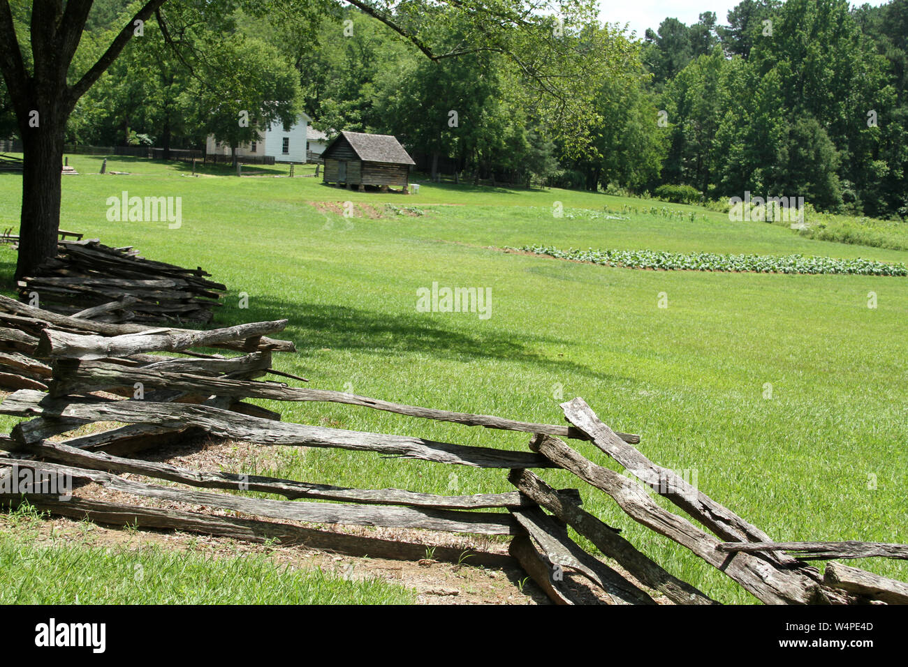 Old wooden structures hi-res stock photography and images - Alamy