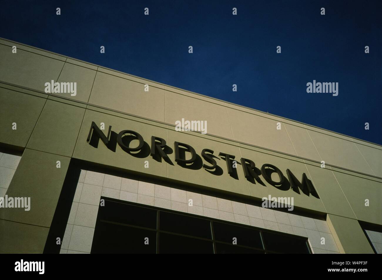Nordstom hi-res stock photography and images - Alamy