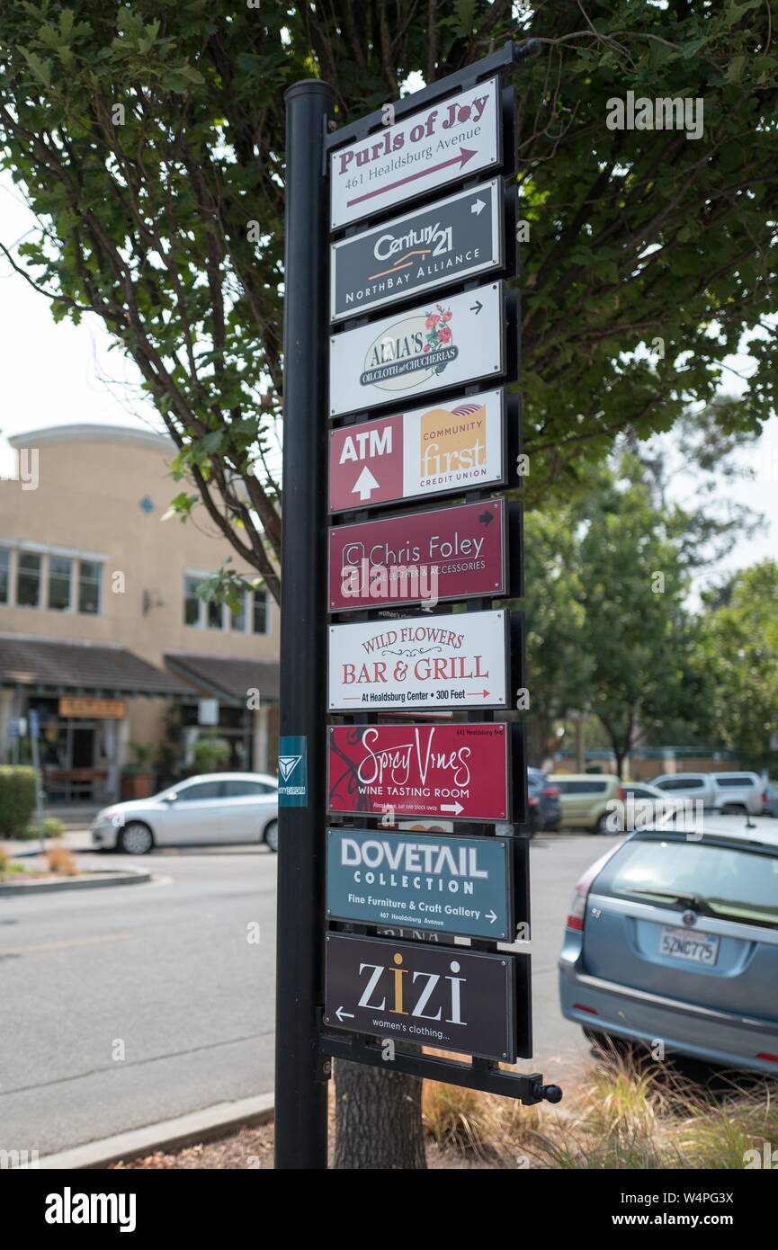 24 directions hi-res stock photography and images - Alamy