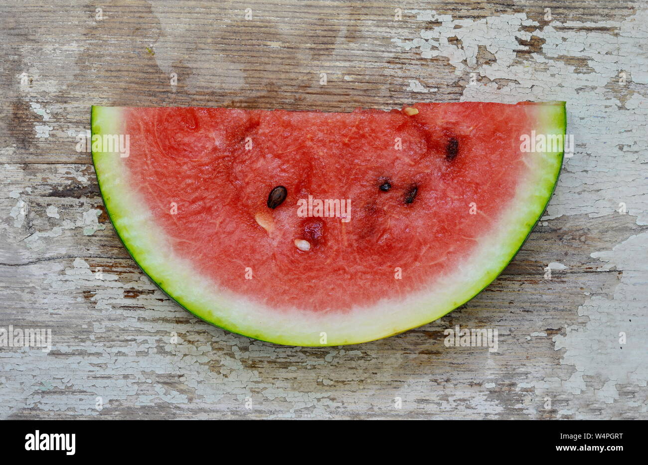 Circular Slices of watermelon as a background Stock Photo - Alamy