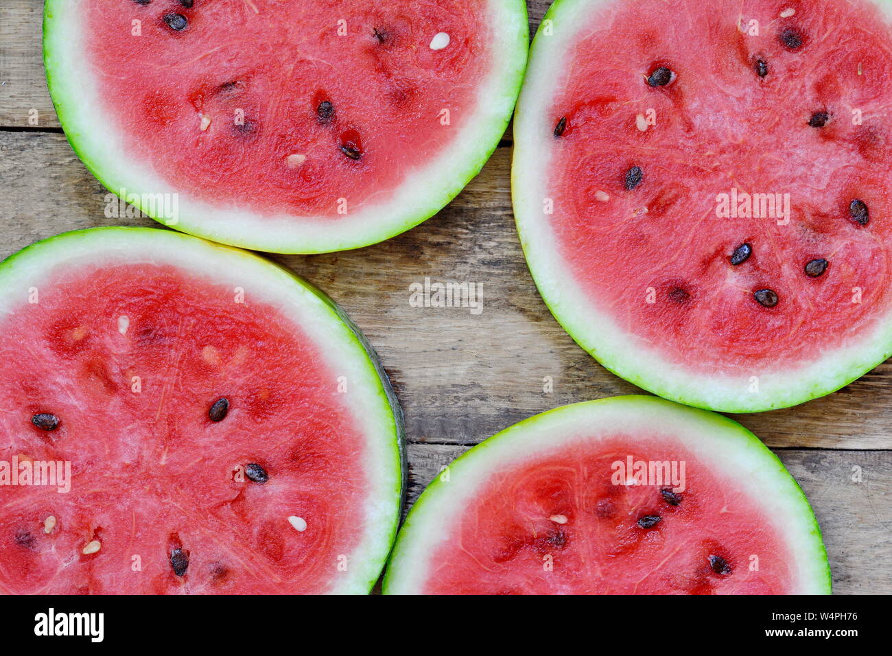 Circular Slices of watermelon as a background Stock Photo - Alamy