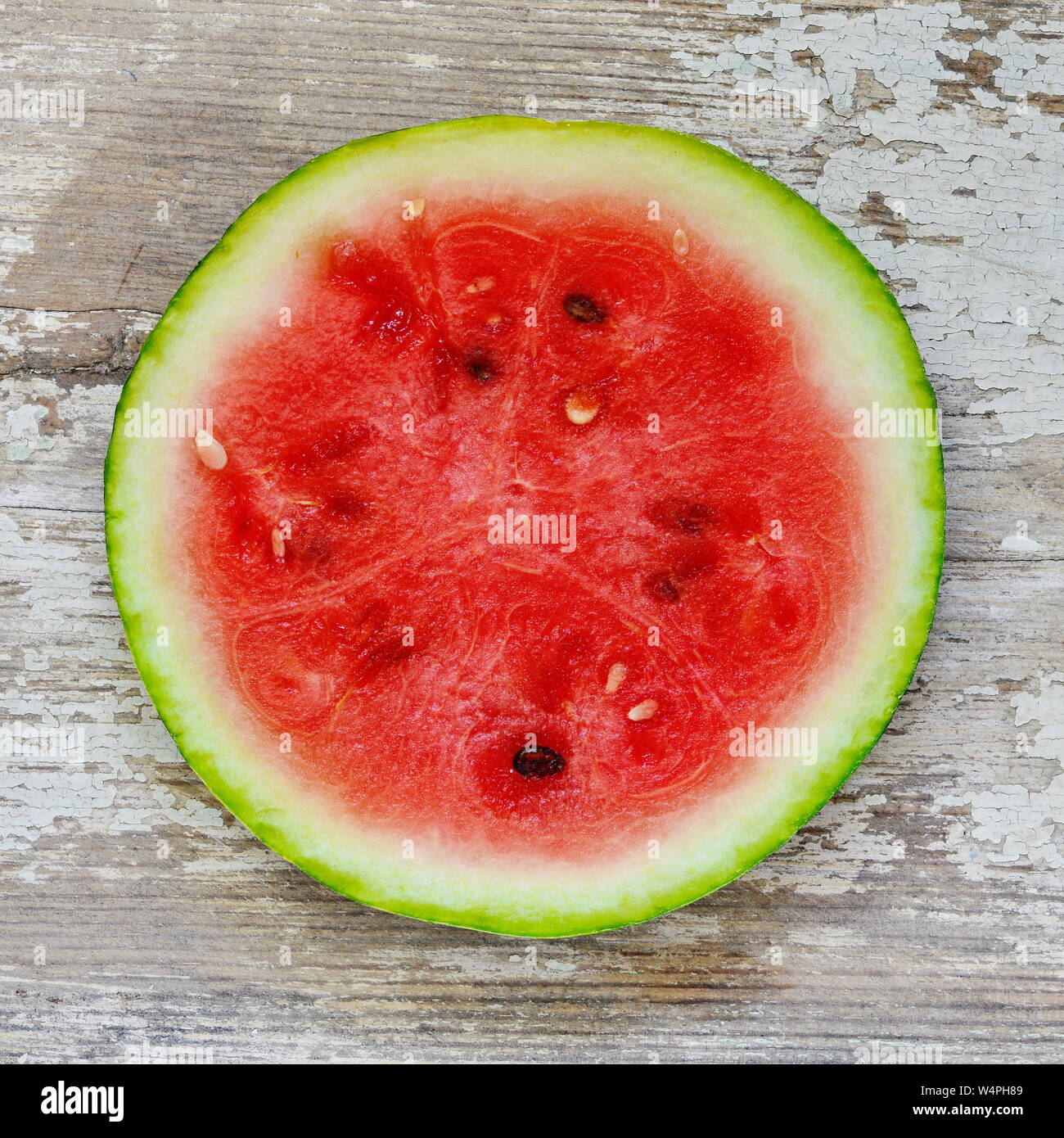 Circular Slices of watermelon as a background Stock Photo - Alamy