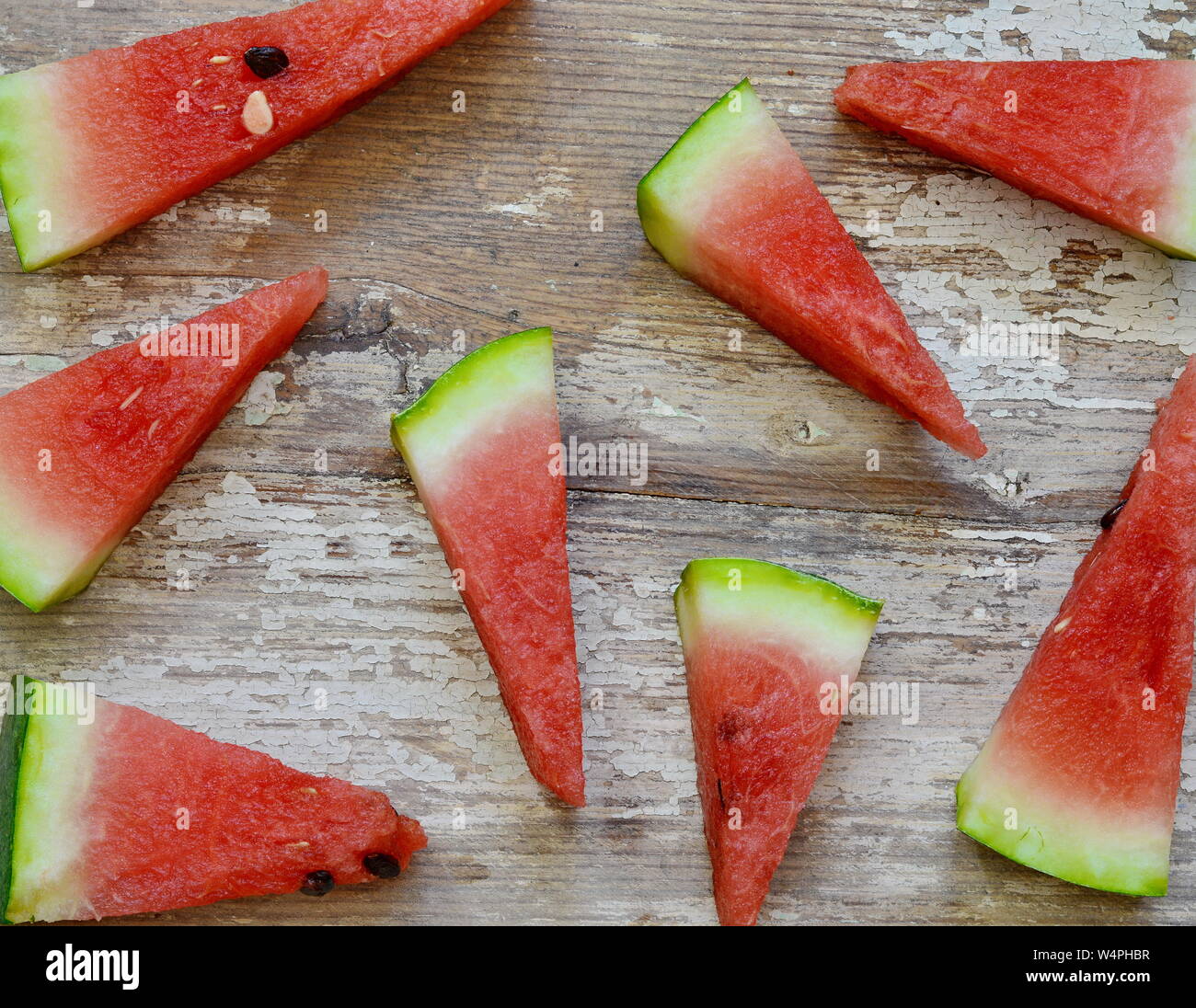 Circular Slices of watermelon as a background Stock Photo - Alamy
