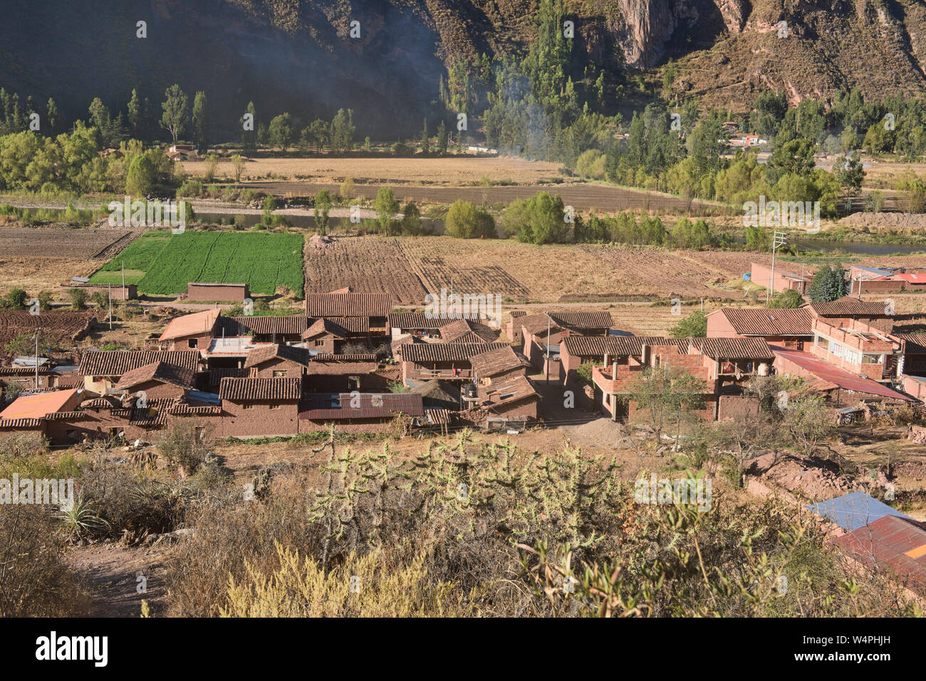 Urubamba valley peru hi-res stock photography and images - Alamy